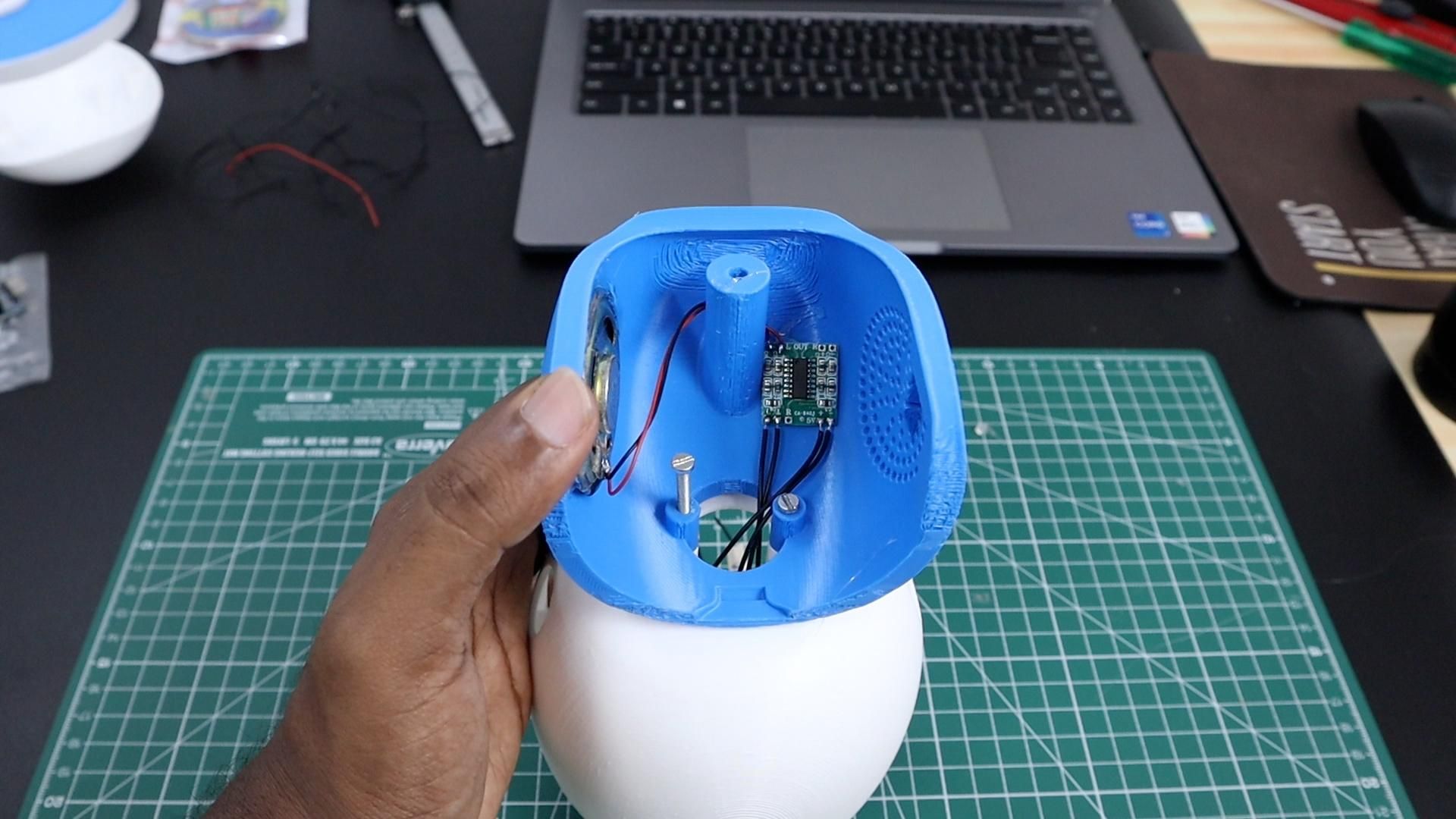 Emo - DIY Companion Robot : 10 Steps - Instructables