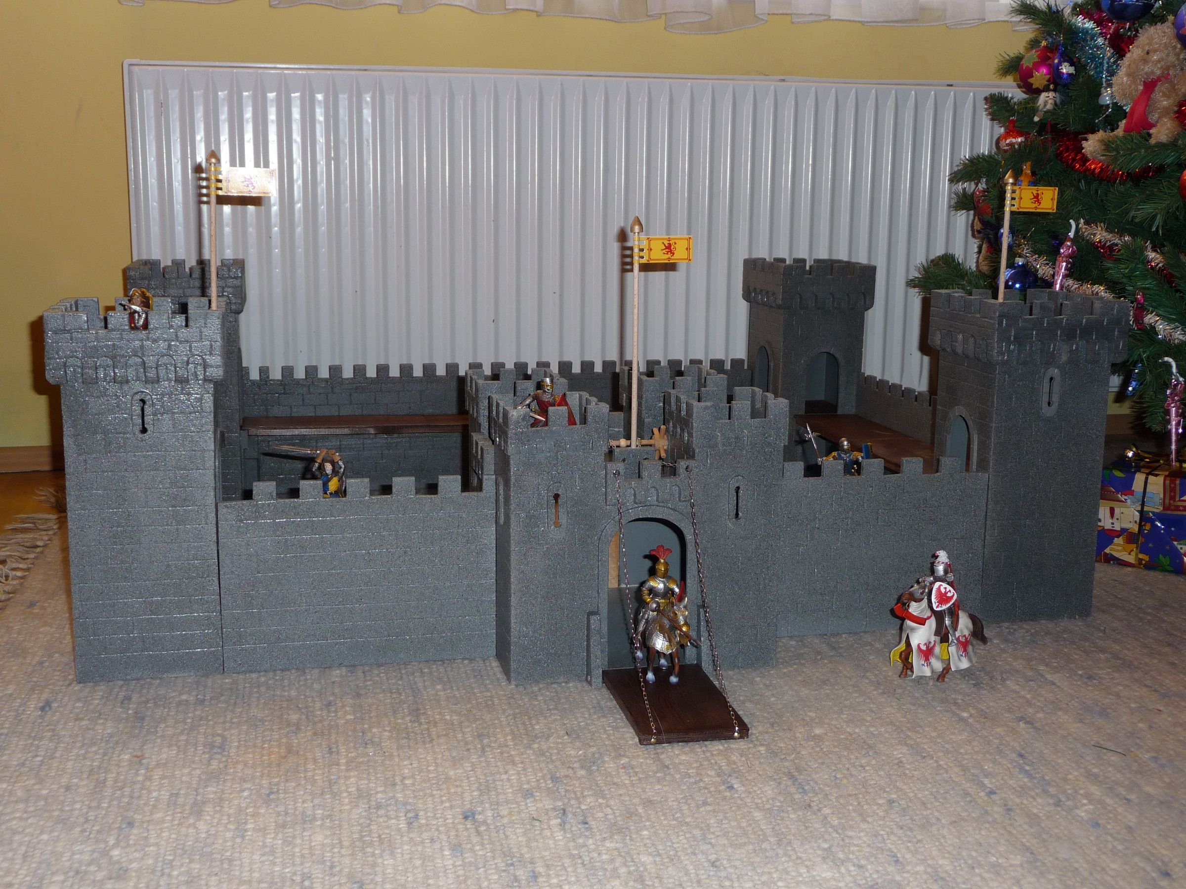 Modular Wooden Knights Castle : 4 Steps (with Pictures) - Instructables