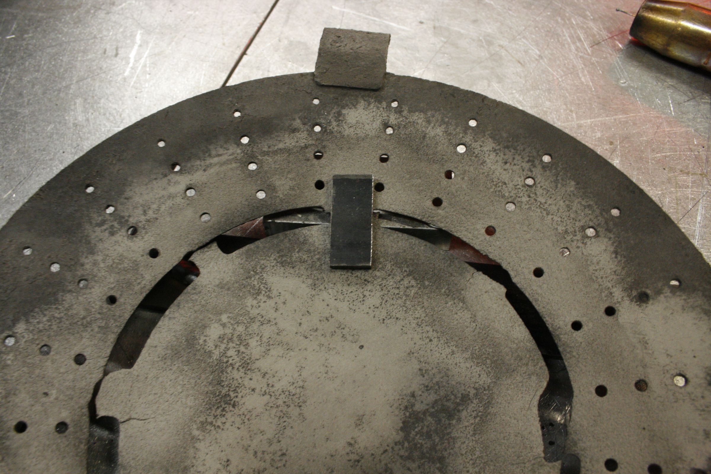 Quick-Fix Welding for a Broken BBQ Grill : 12 Steps (with Pictures ...