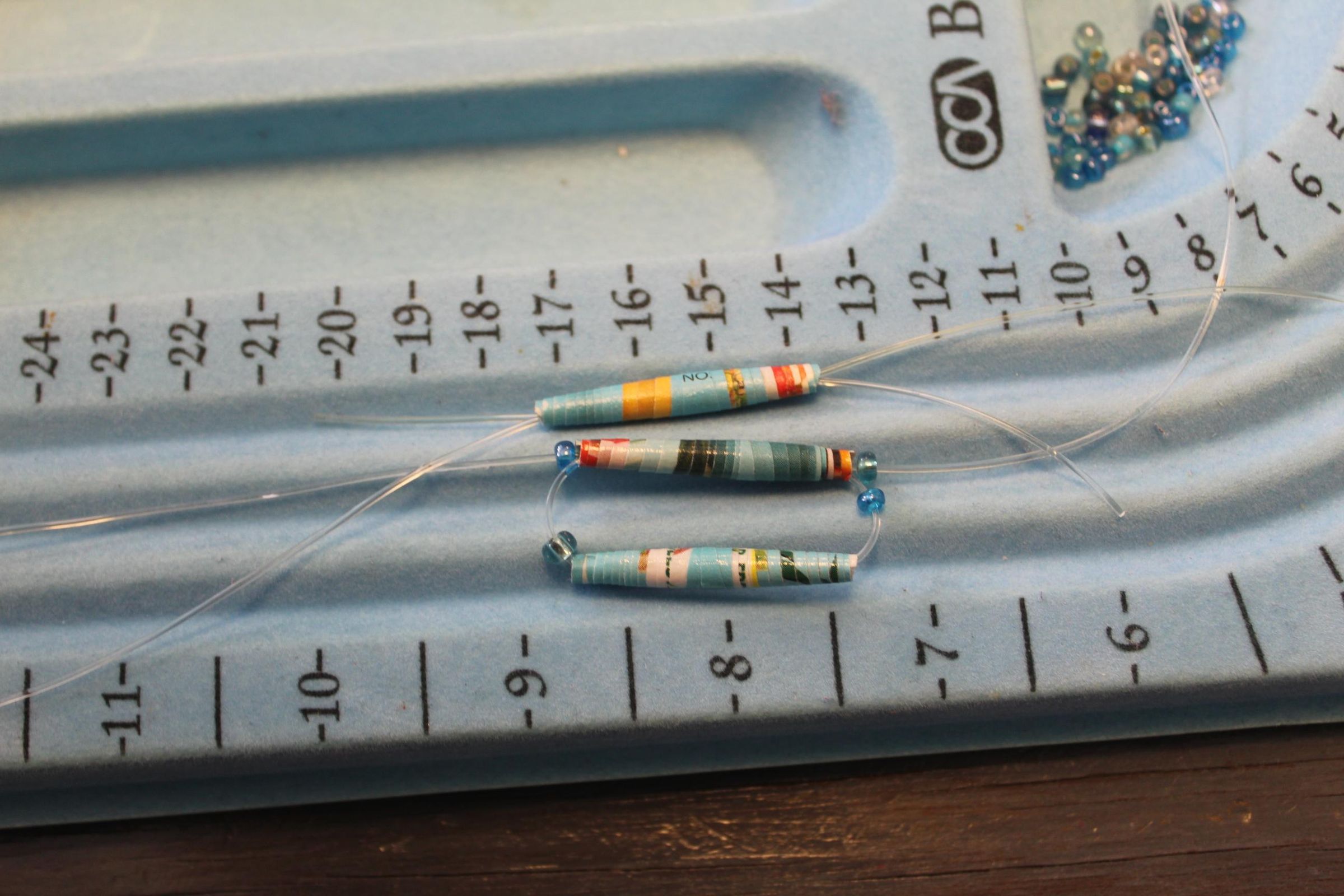 Magnificent Magazine Paper Beaded Bracelet : 10 Steps (with Pictures ...