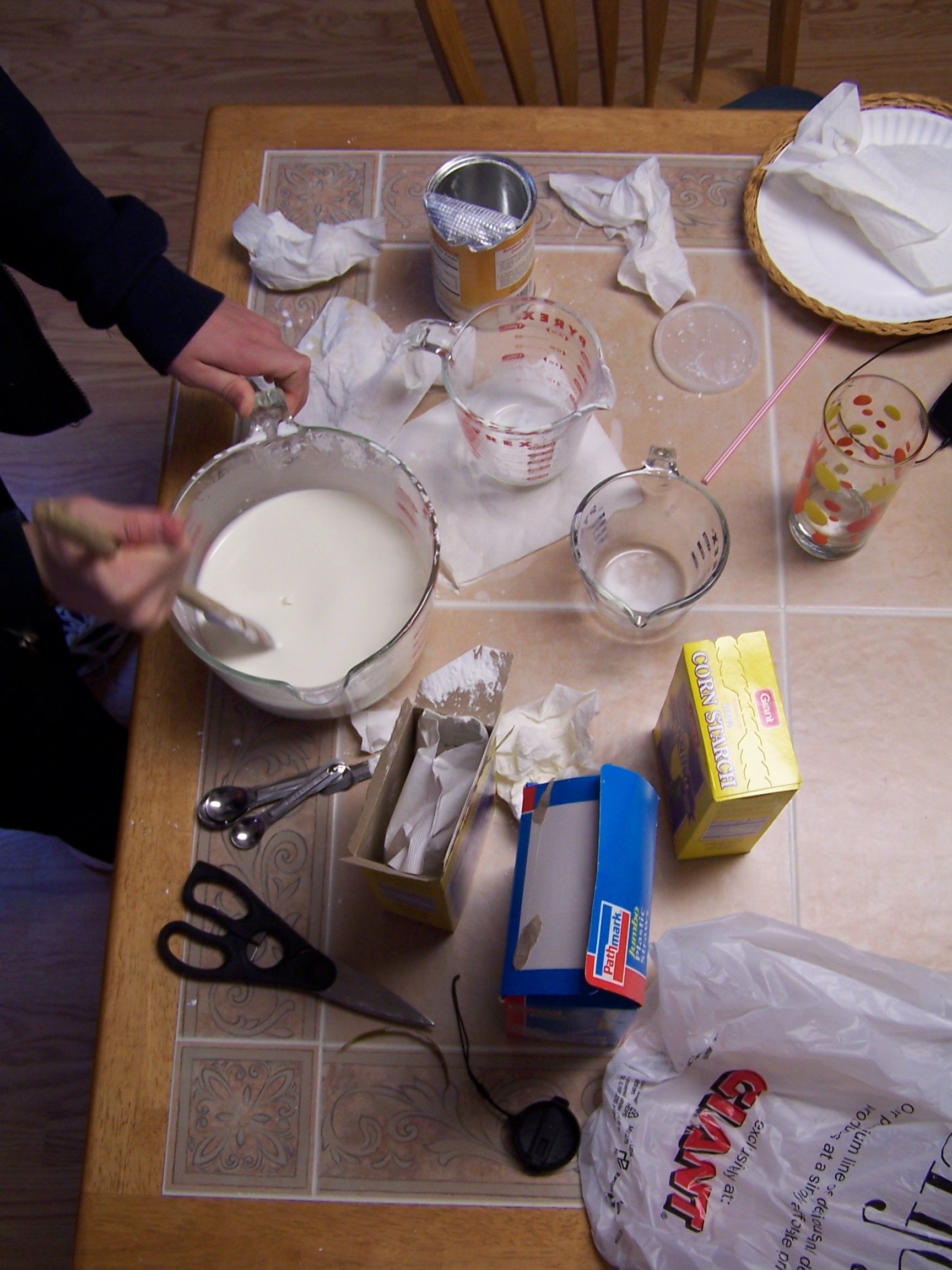 How To: Make Non-Newtonian Fluid (& Experiment With It!) : 6 Steps ...