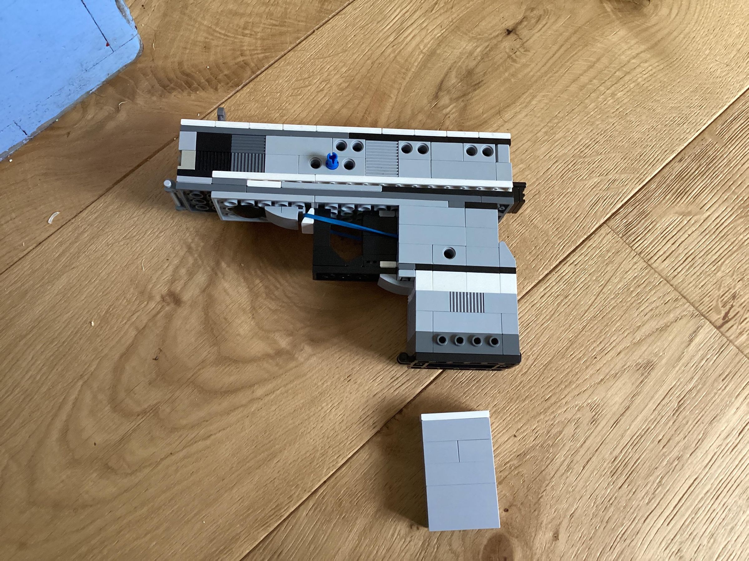 Lego Glock 18 - Instructables