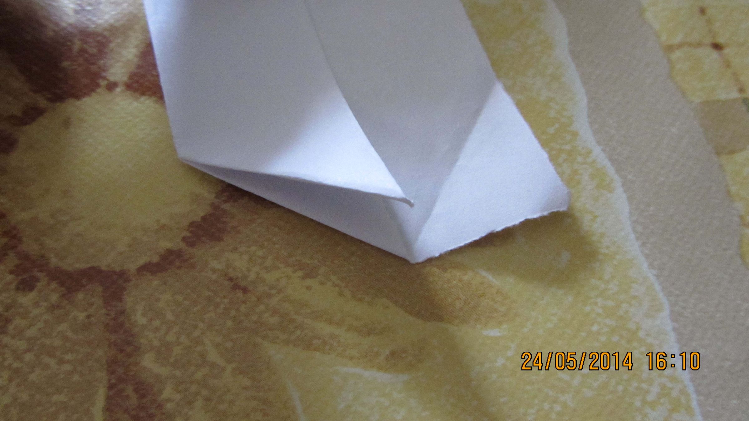 PAPER BOOMERANG : 25 Steps - Instructables