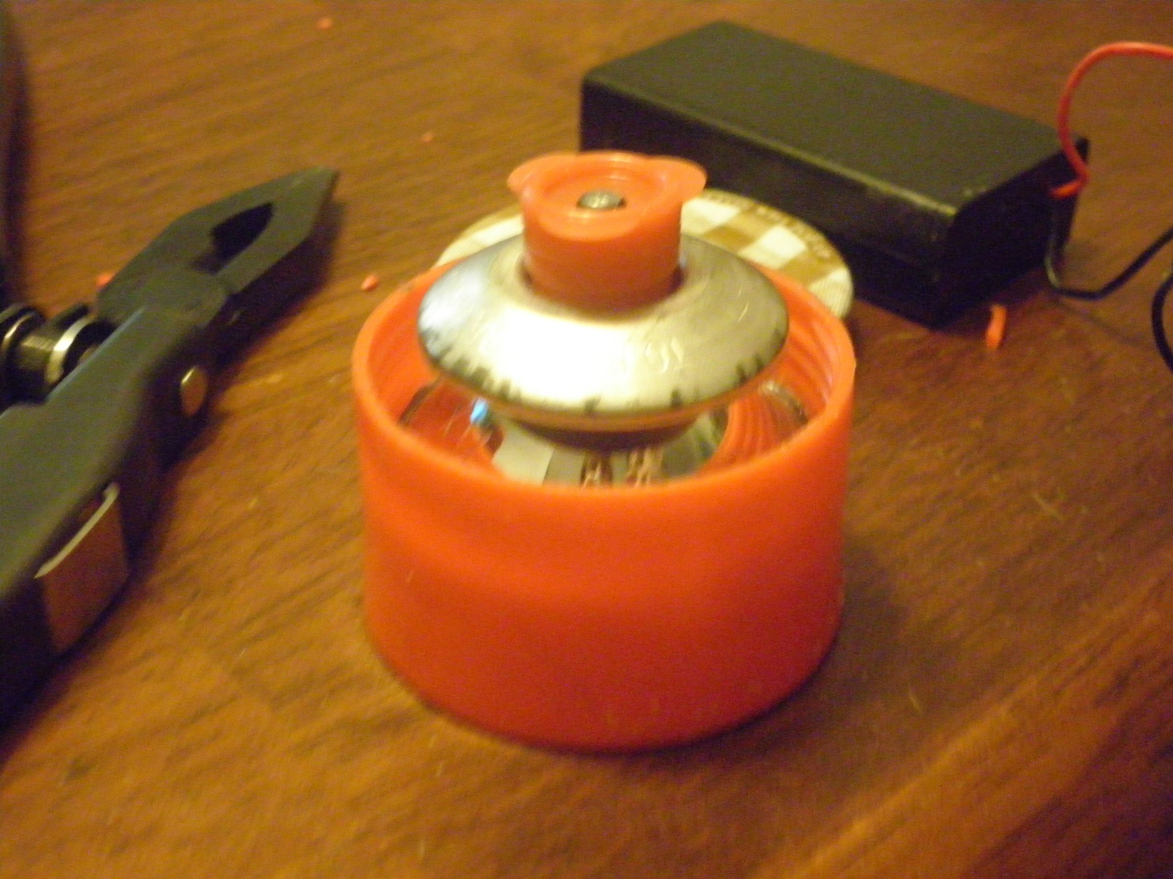 Flashlight Duct Tape Dispenser : 5 Steps (with Pictures) - Instructables