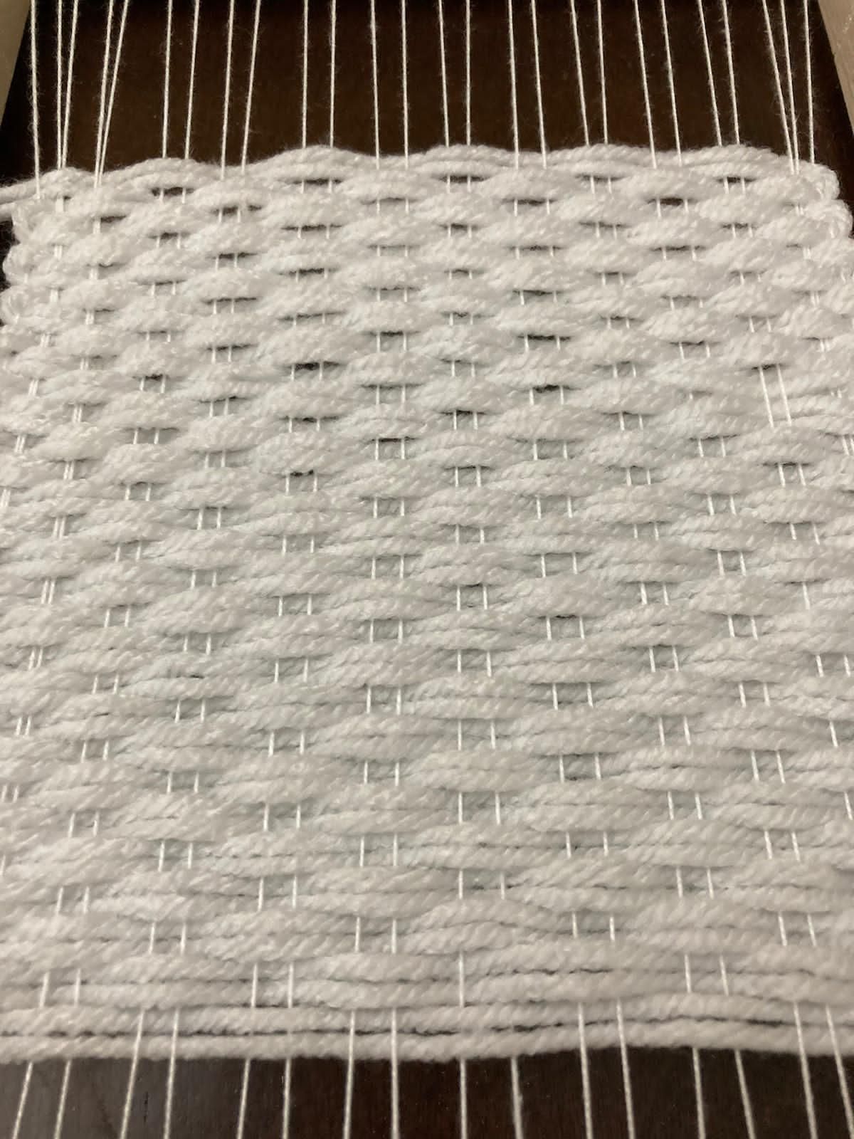 Mini Weaving Loom & Mini Rug : 7 Steps (with Pictures) - Instructables