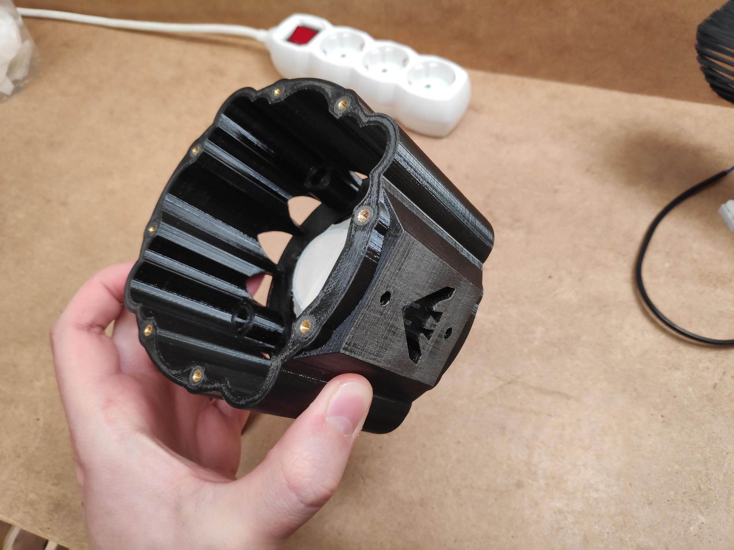 3D Printed Natural-Color Cost-Effective Worklight (Extreme Attention to ...