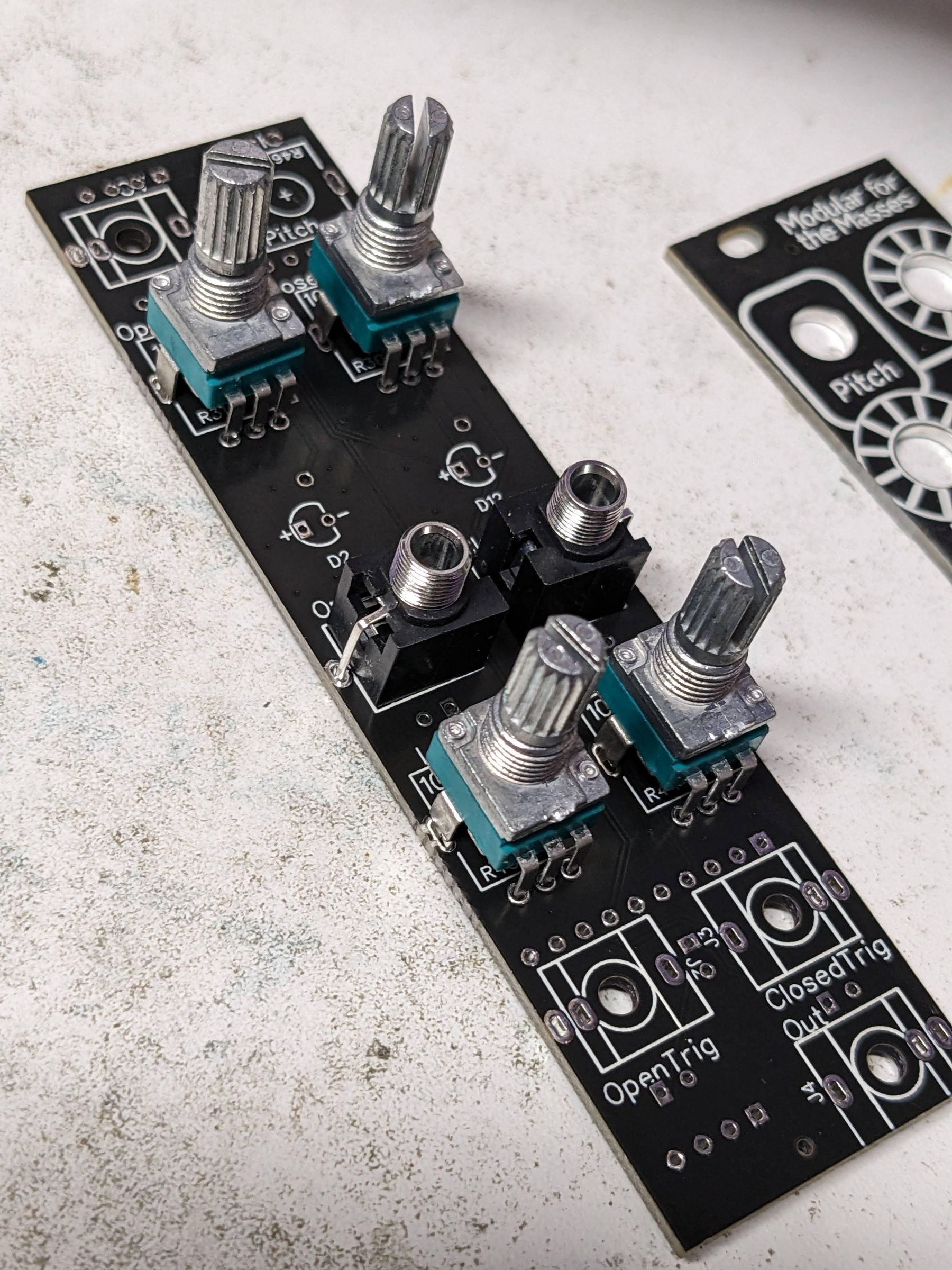 Modular for the Masses 909HAT Eurorack Module! : 8 Steps (with Pictures ...