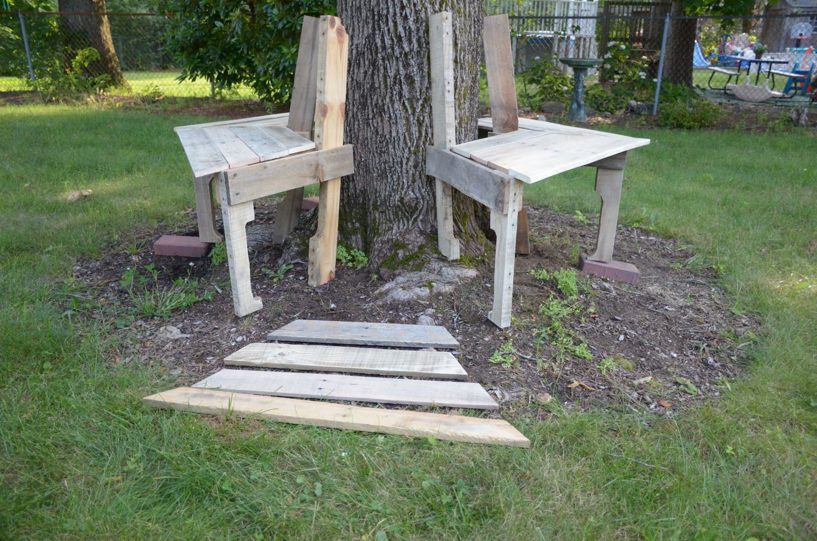 DIY Hexagonal Tree Bench From Wood Pallets - 100% Pallet Wood : 12 ...