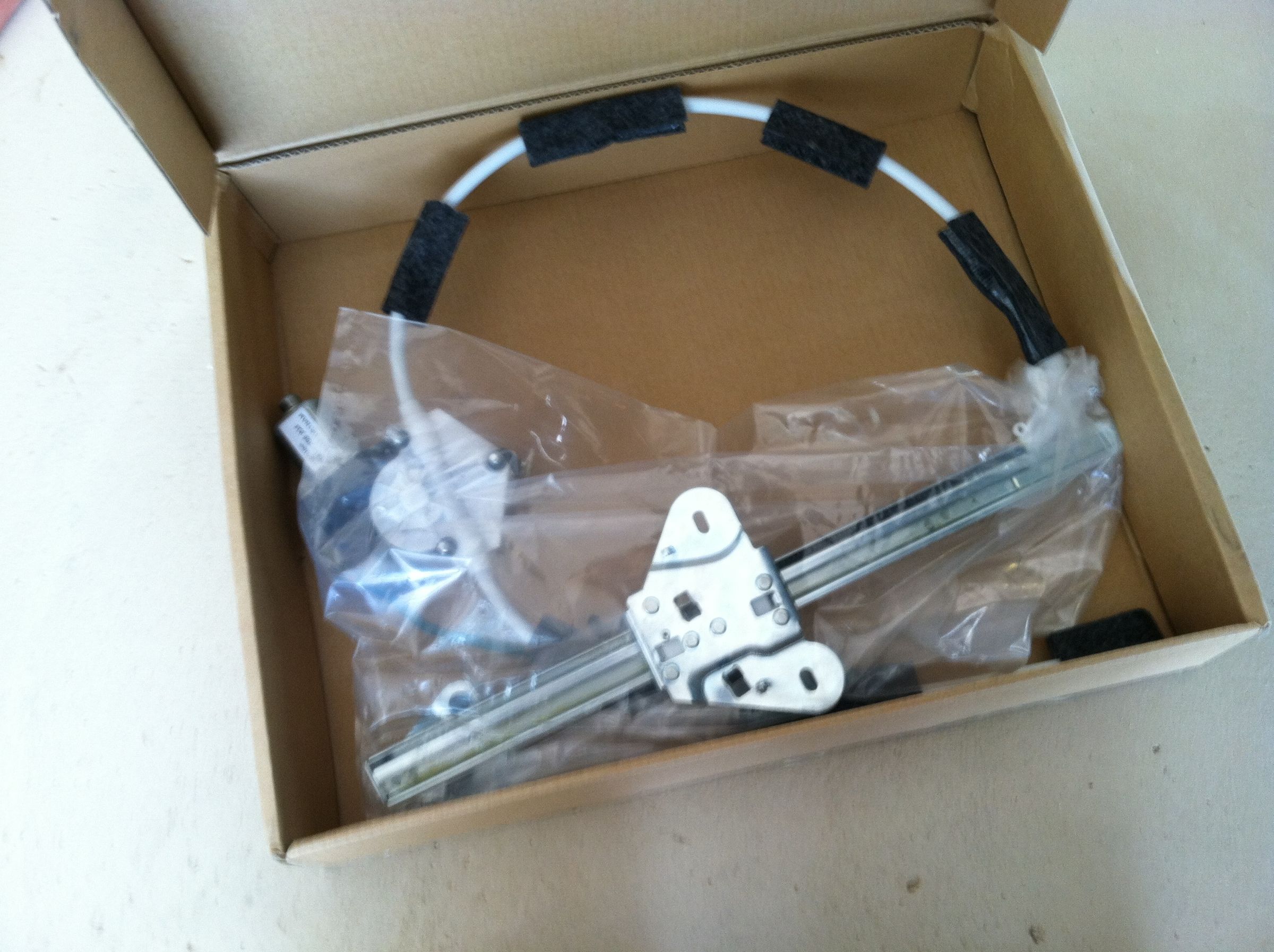 Replace the Window Regulator in a Jeep Cherokee : 14 Steps - Instructables