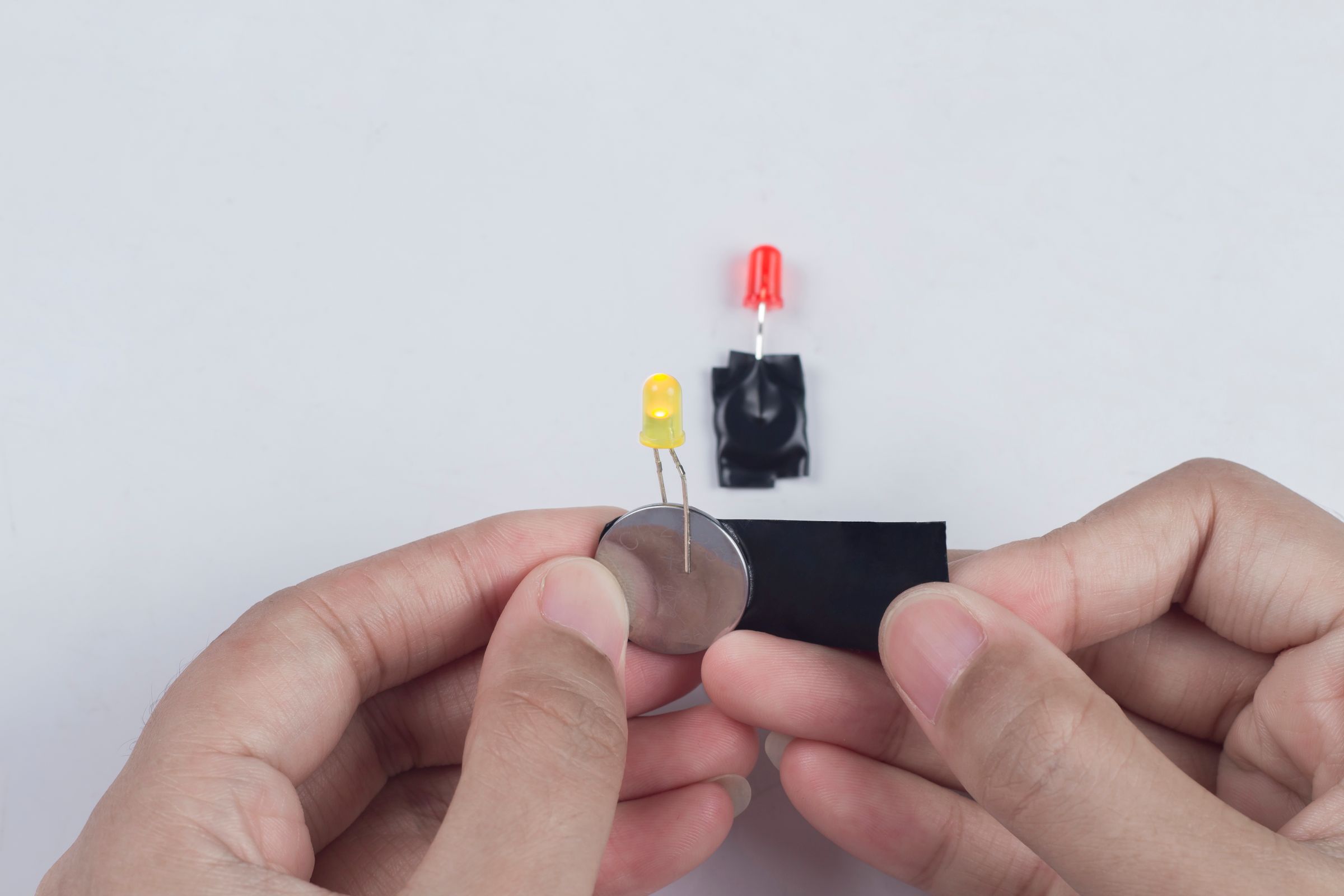 How to Make a Spinning LED Light in Minutes – No Programming : 7 Steps ...