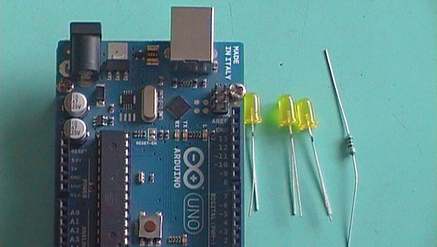 Arduino Morse Code Flaher : 7 Steps (with Pictures) - Instructables