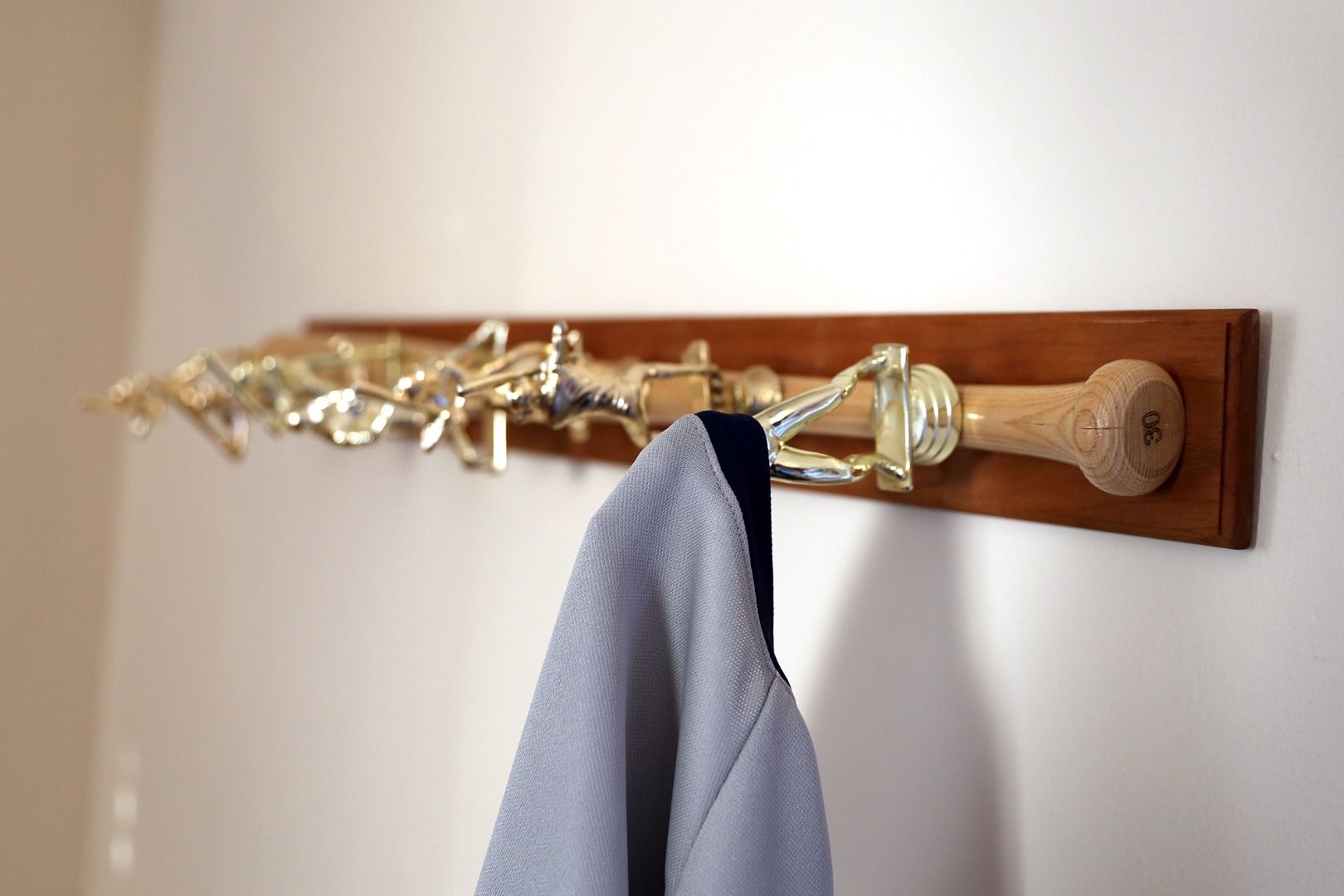 Upcycled Trophy Hanger : 12 Steps (with Pictures) - Instructables