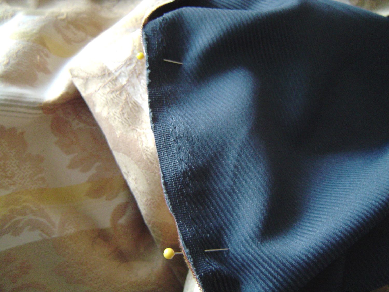 Blue Velvet Bog Coat : 19 Steps (with Pictures) - Instructables