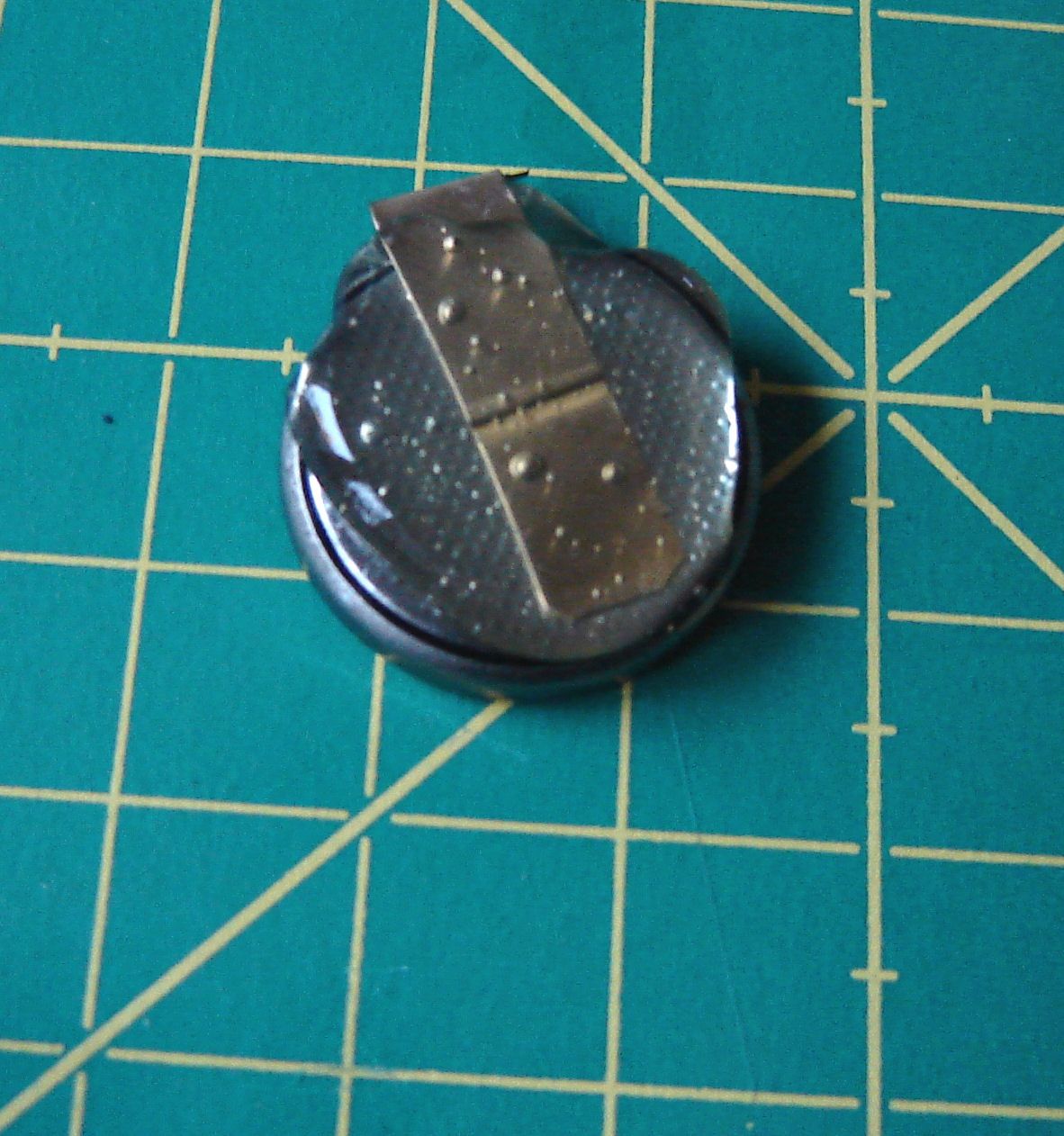 How to Make Small Battery Holders : 10 Steps (with Pictures ...
