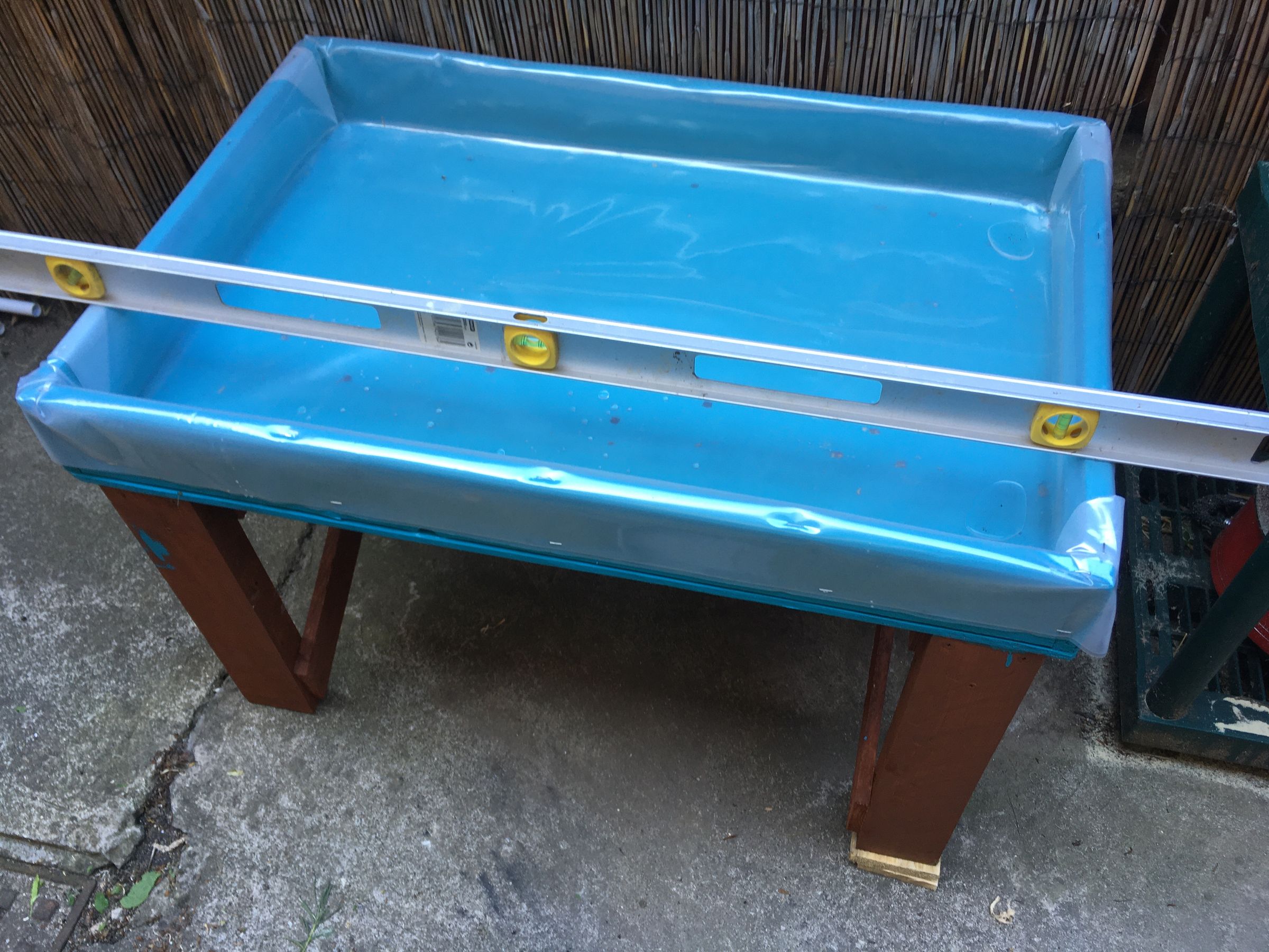 Quick & Cheap Outdoor Water Tray for Kids : 16 Steps (with Pictures ...