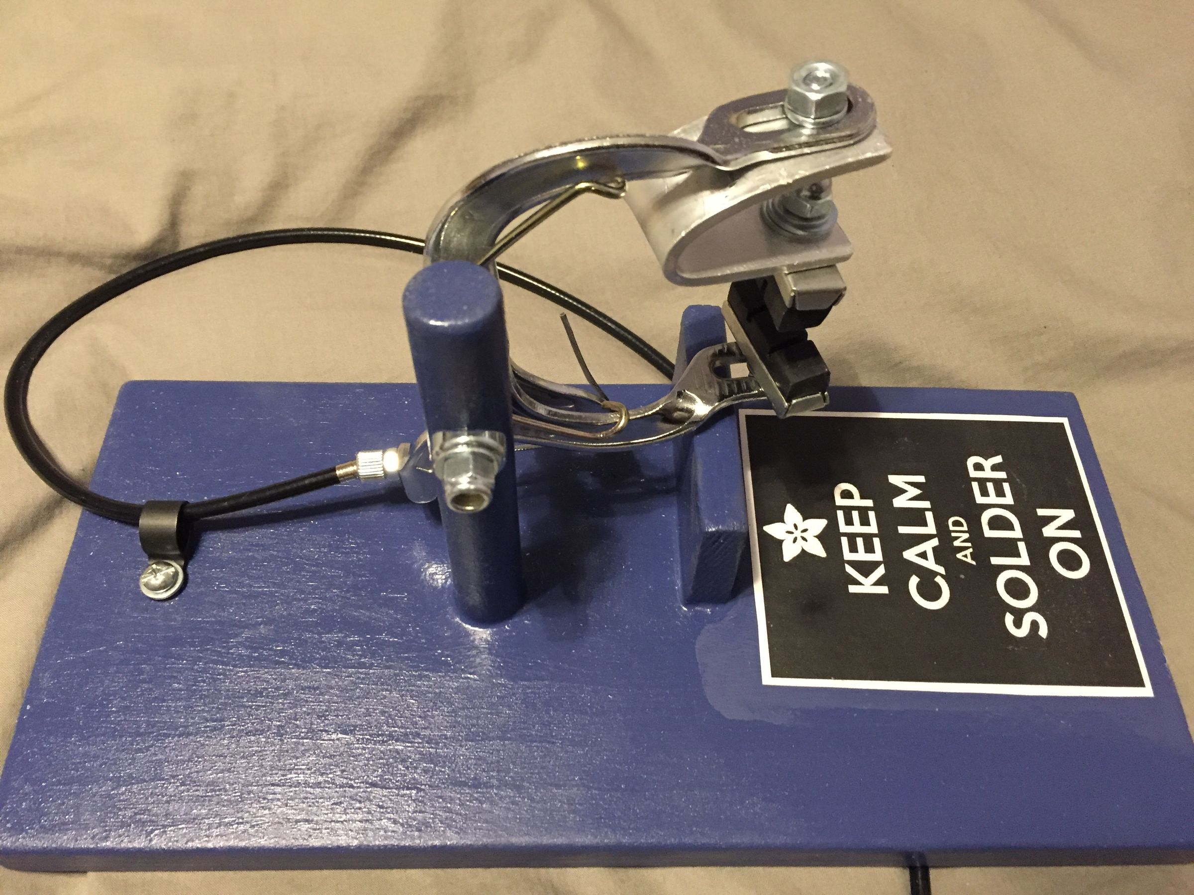 Foot Activated Opposable Thumb Third Hand Clamping Device : 4 Steps ...