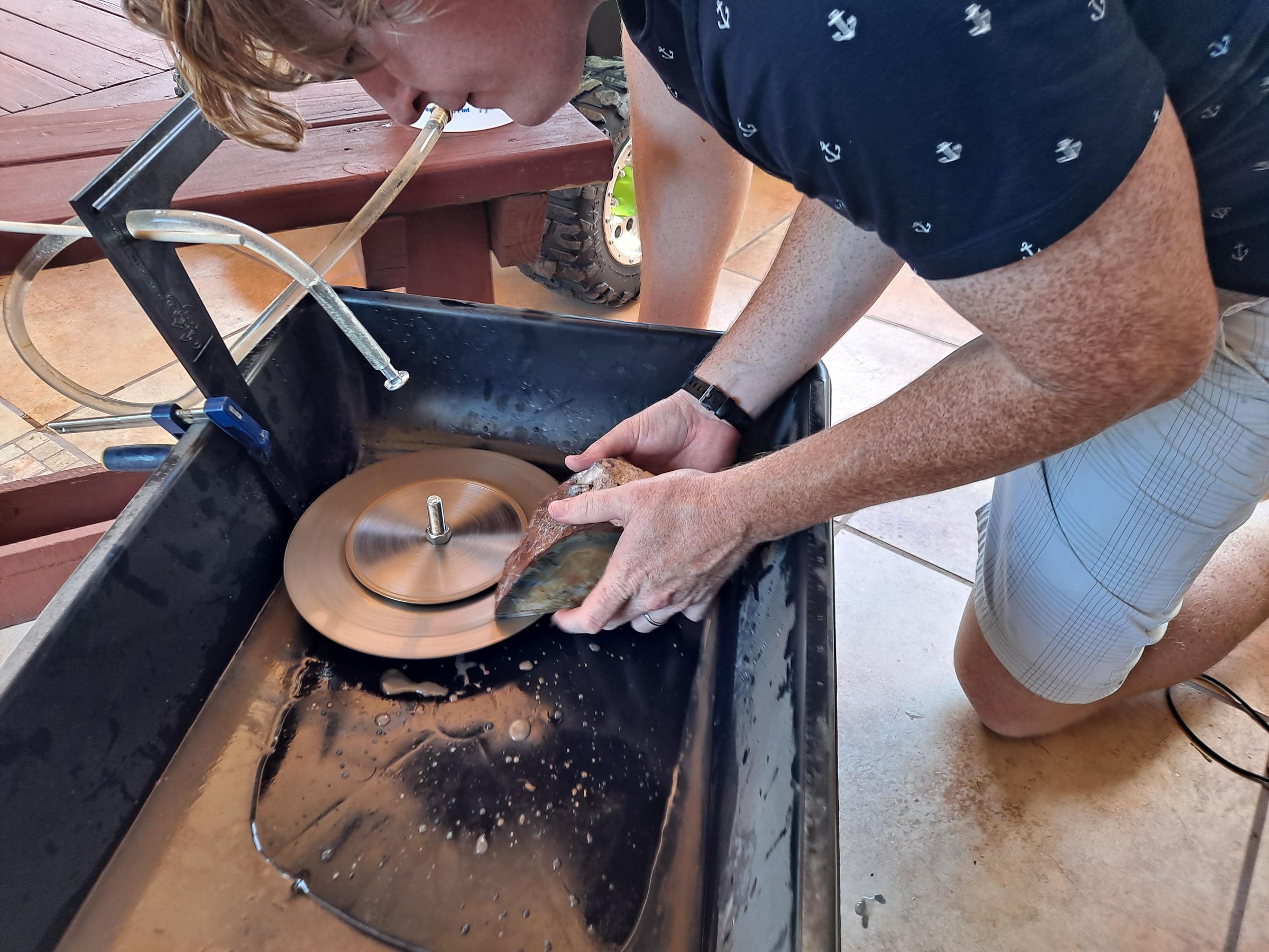 Slice Rocks Like Bread : 4 Steps - Instructables