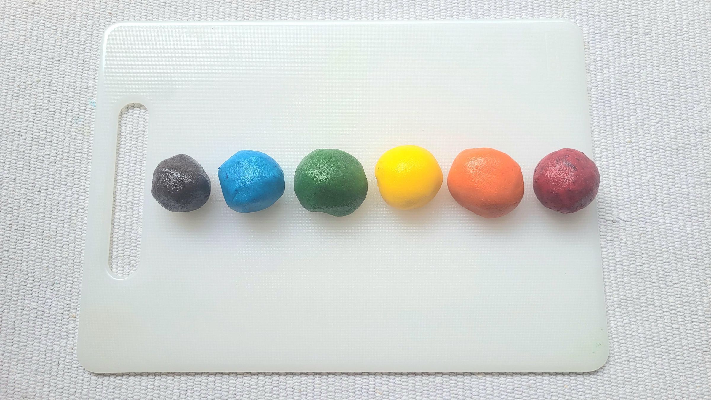 Weaved Rainbow Mooncake Pastry : 16 Steps (with Pictures) - Instructables