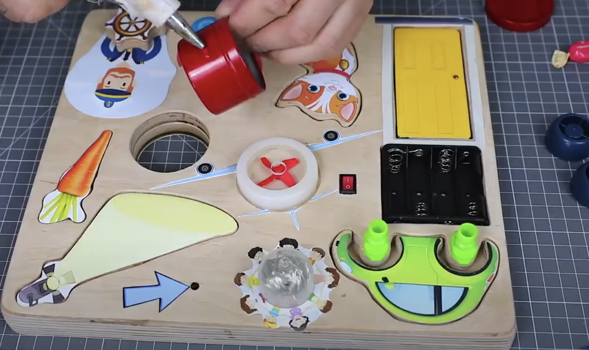 HOW TO MAKE a MULTIFUNCTIONAL GAME FOR KIDS DEVELOPMENT FROM PLYWOOD ...