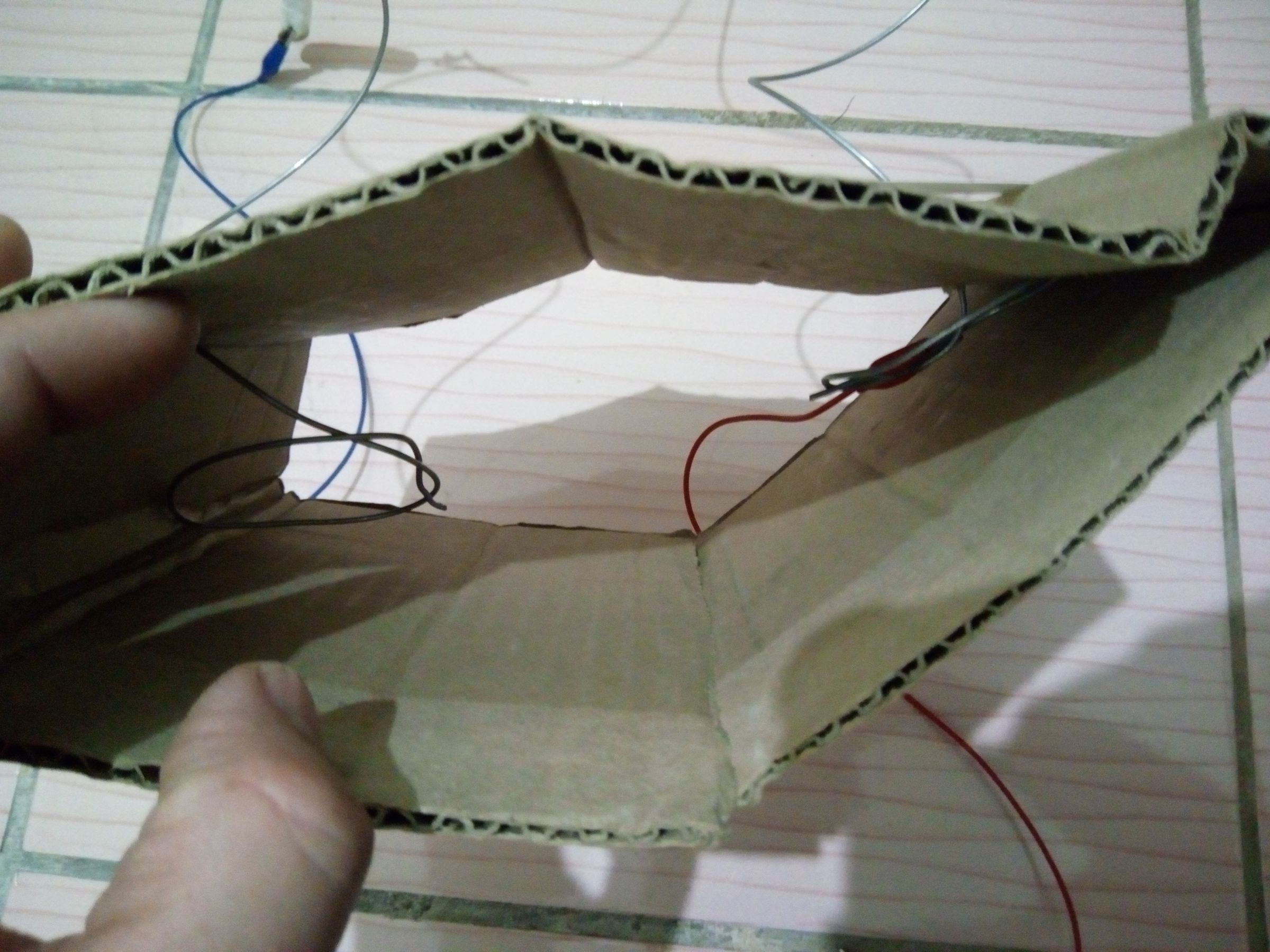 Easiest Wire Buzzer Game Ever! : 6 Steps - Instructables