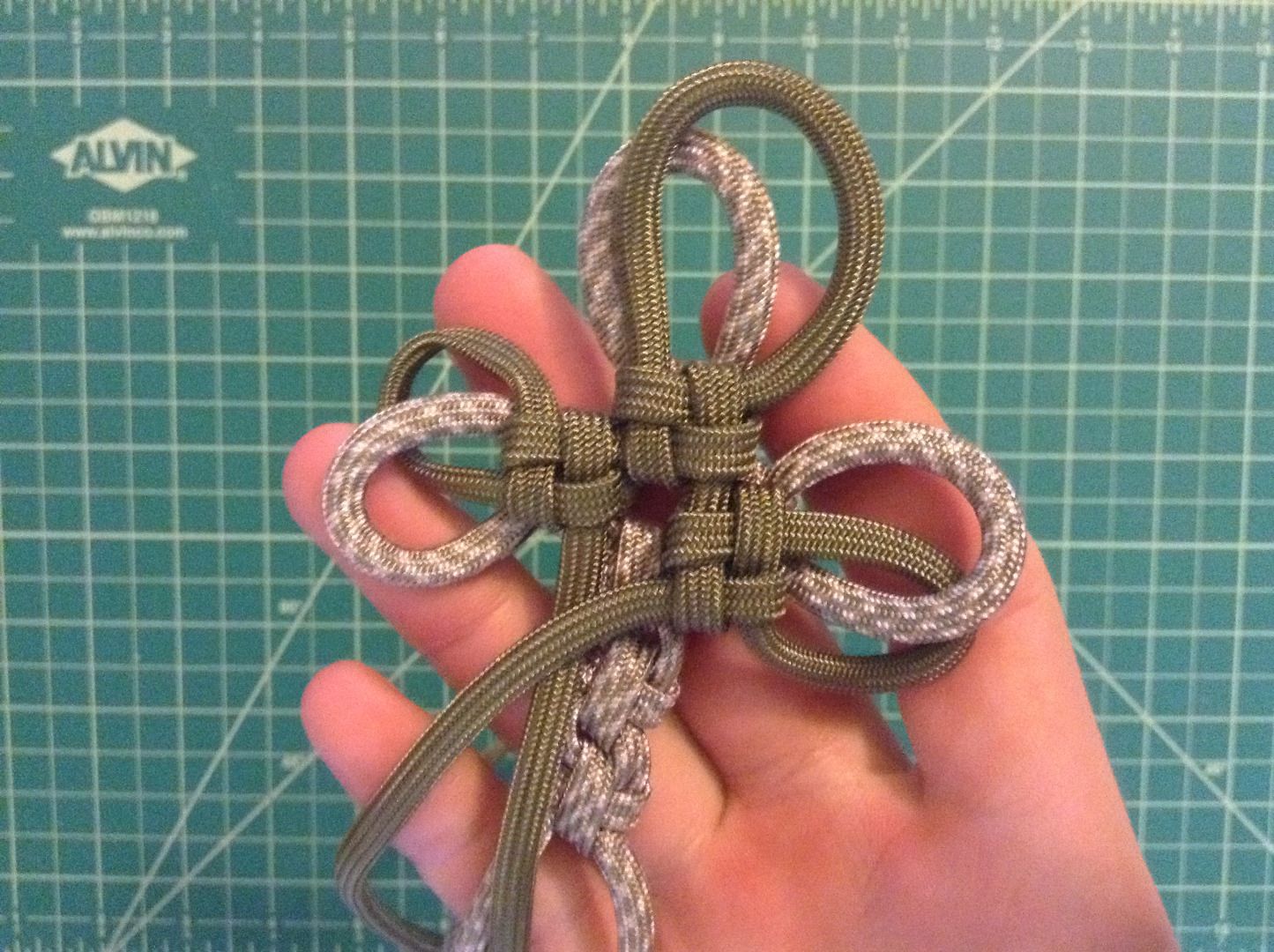 Cross-Knot Cross : 10 Steps - Instructables