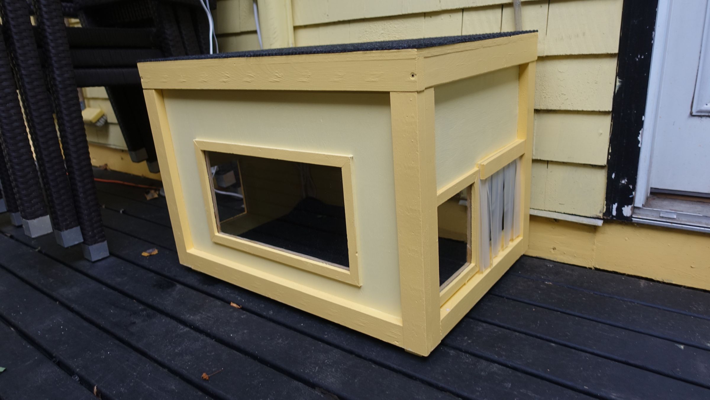 Heated Winter Cat Shelter and Seat : 6 Steps - Instructables