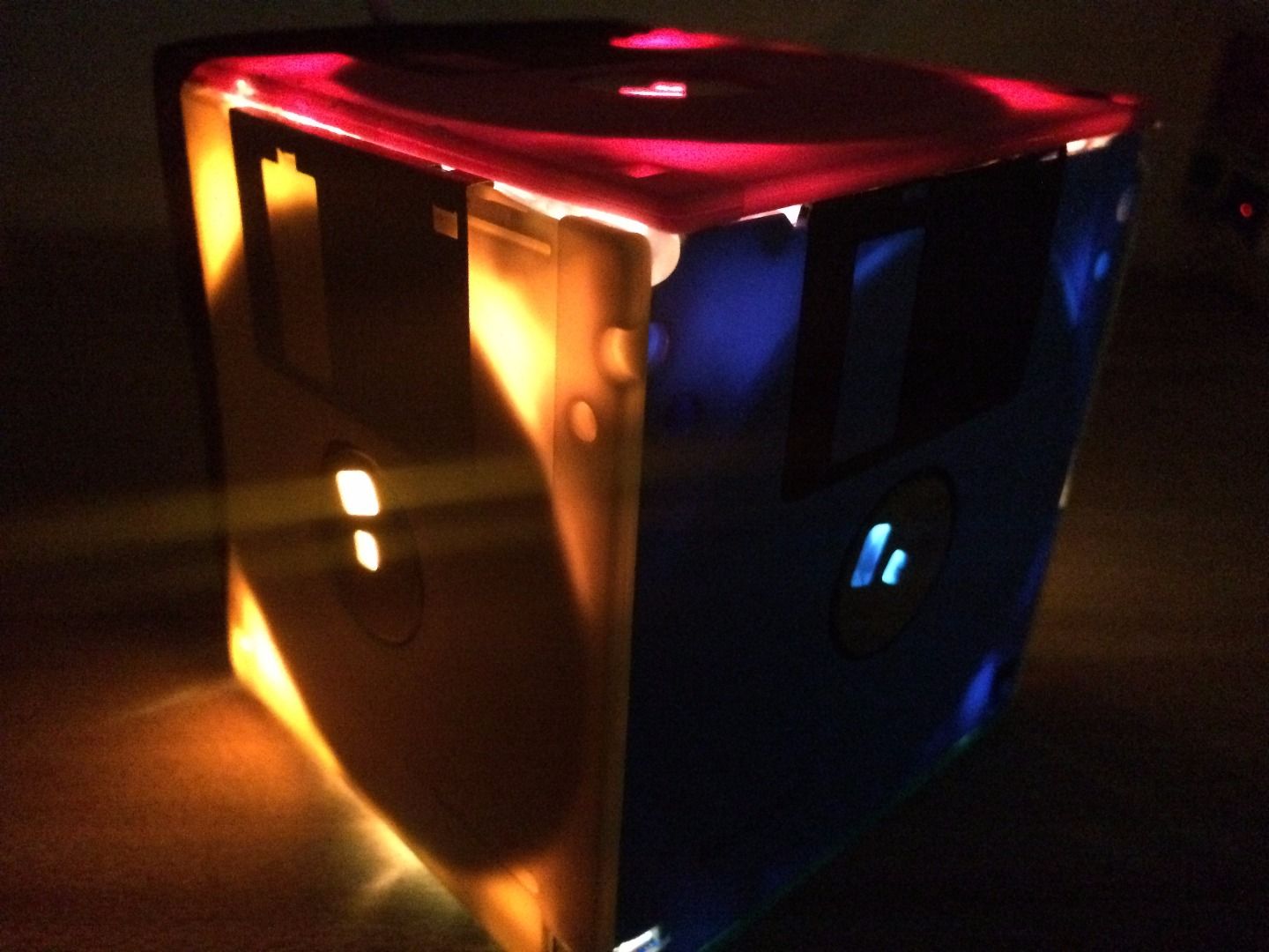 Floppy Disk Lamp : 7 Steps (with Pictures) - Instructables
