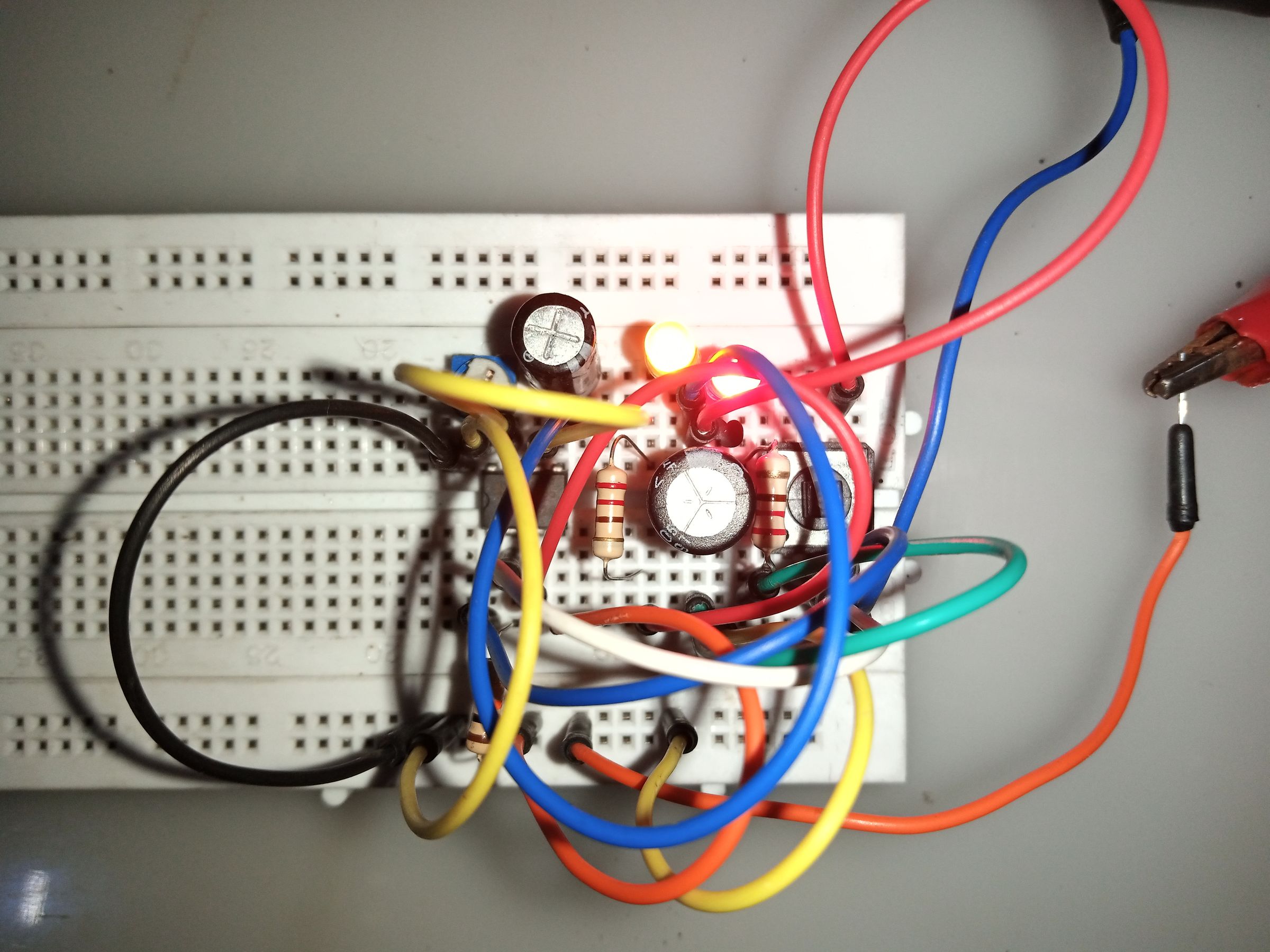 555 Timer Delay Circuit : 10 Steps - Instructables
