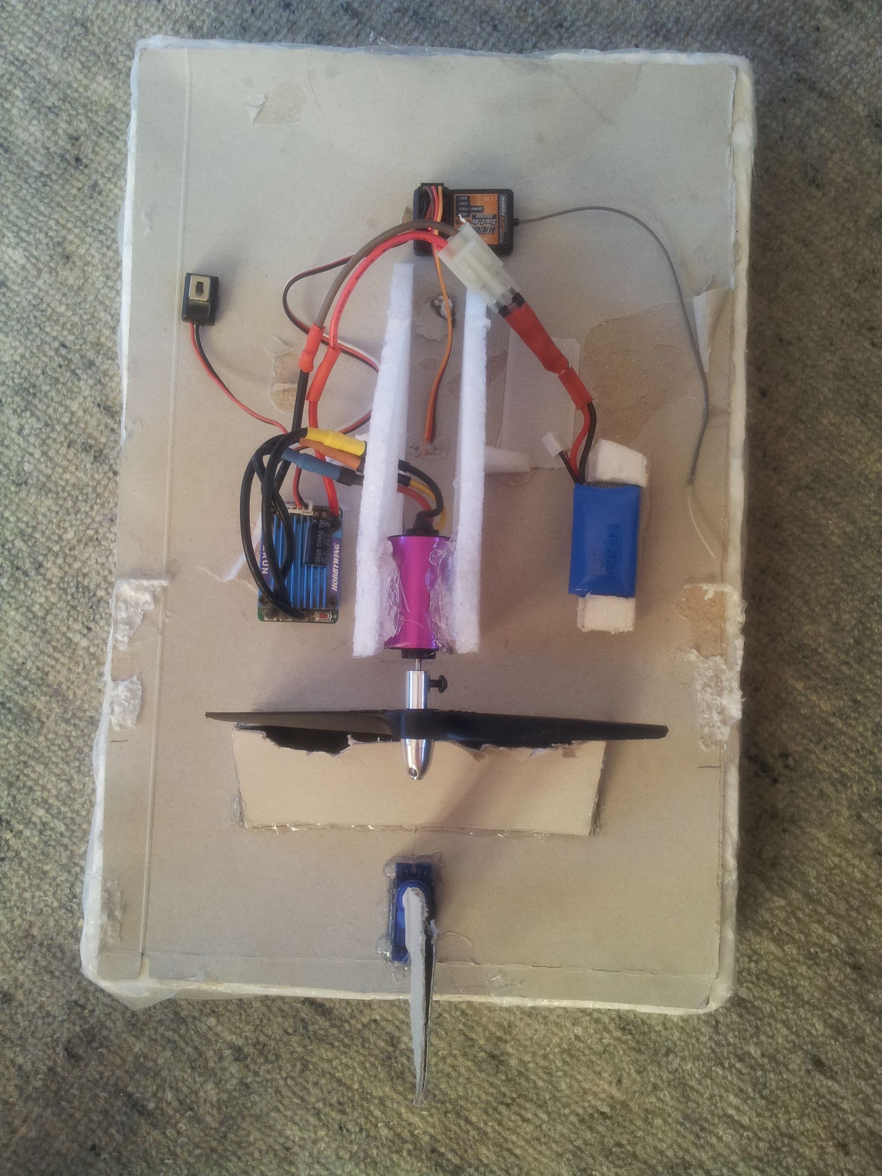 Home Made Rc Hovercraft. Powerful : 4 Steps - Instructables