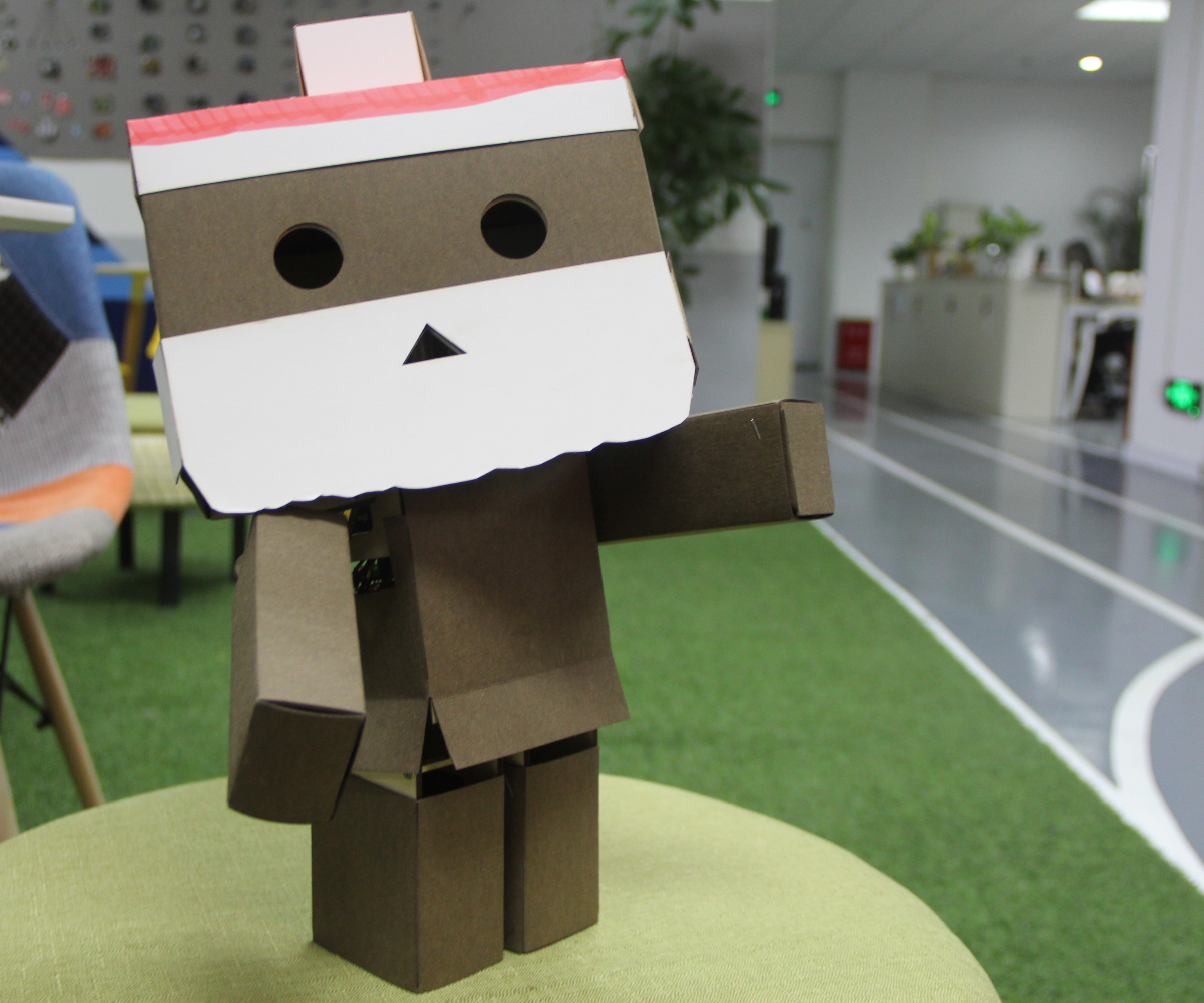 DIY a Christmas 'Danbo' Robot With Remote Control : 14 Steps (with ...