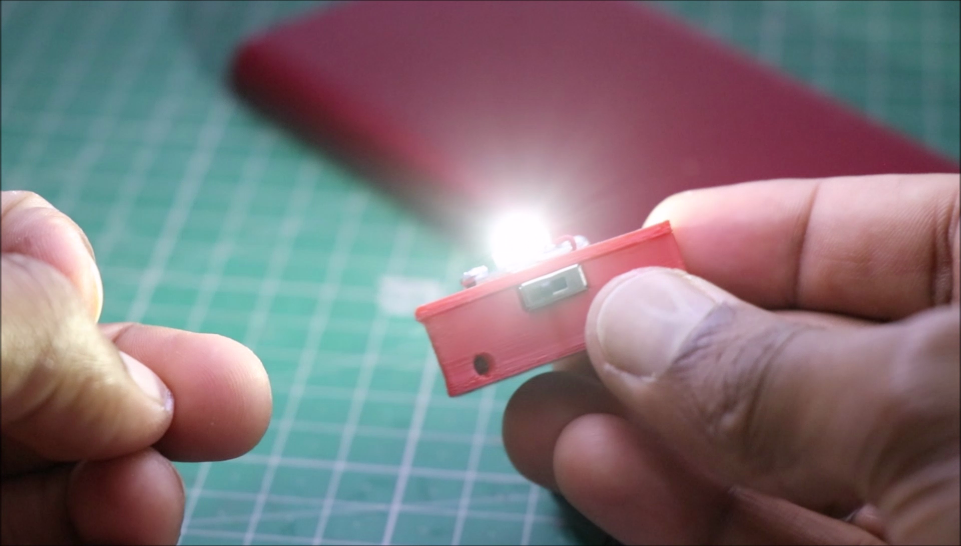 How to Make Mini Rechargeable Powerful LED Light : 8 Steps (with ...