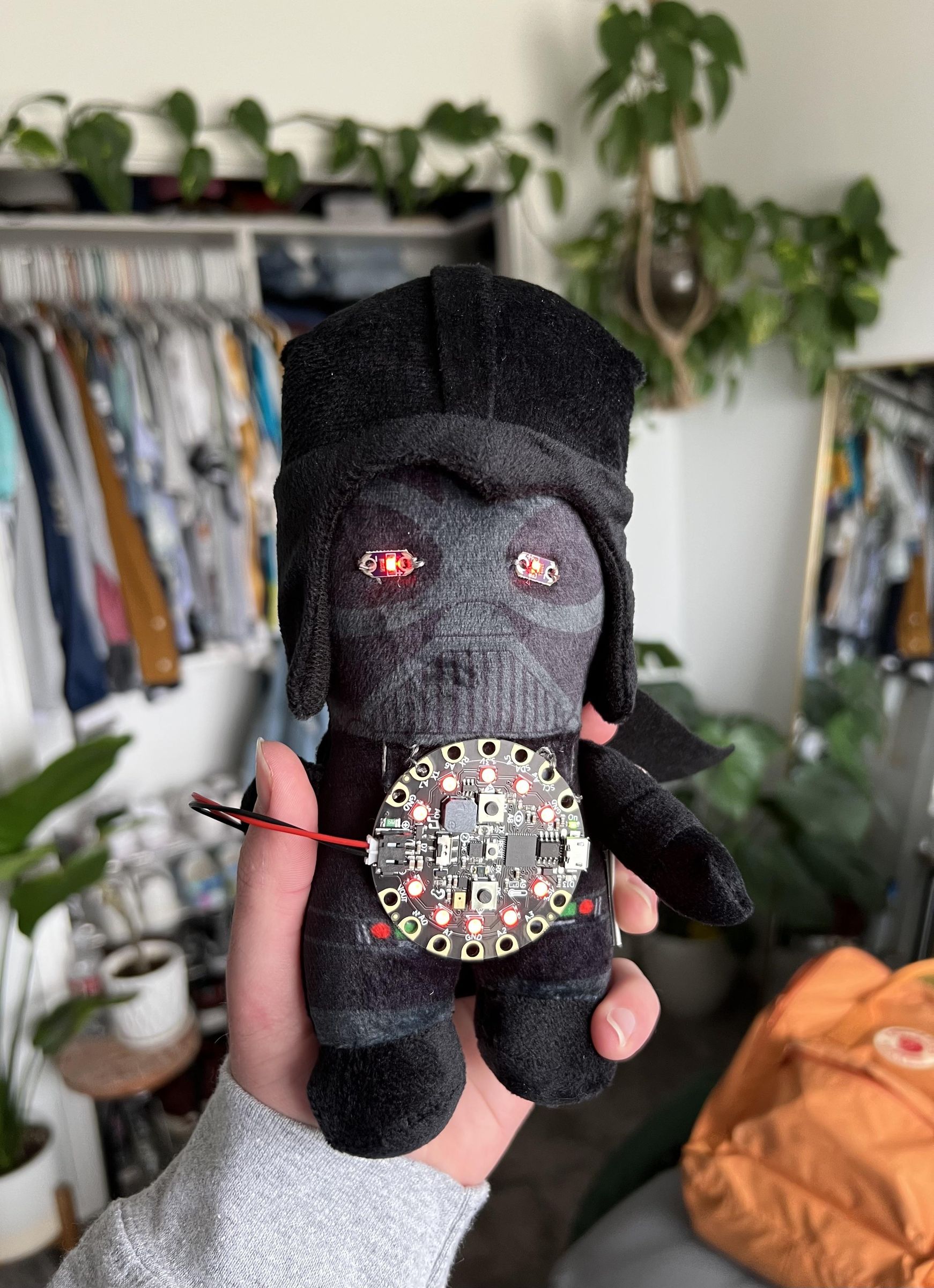 Darth Vader Light-Up Plush Toy : 11 Steps (with Pictures) - Instructables