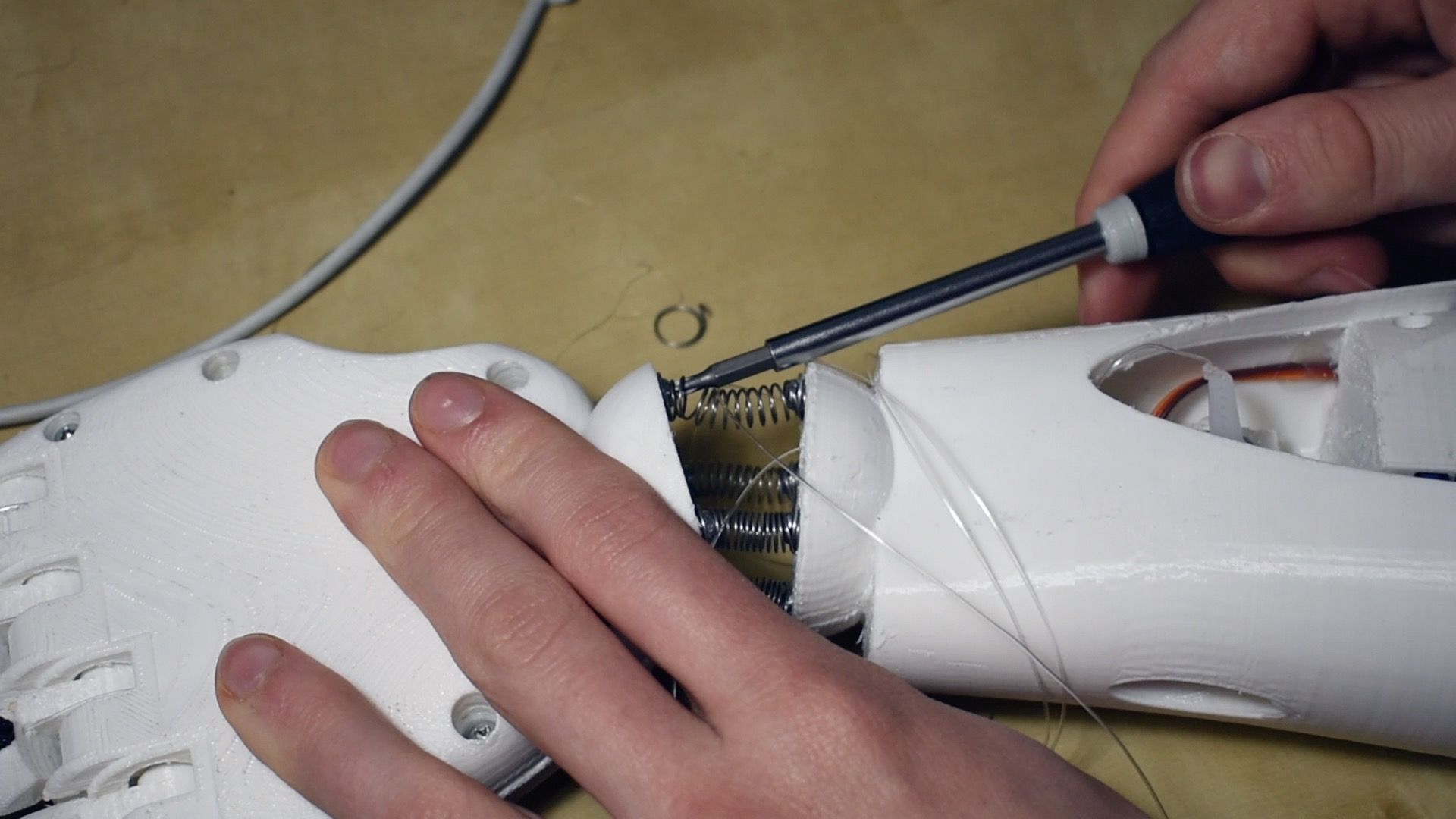 Robotic Arm 3D Printed (DIY Initial Prosthetic Prototype) : 12 Steps ...