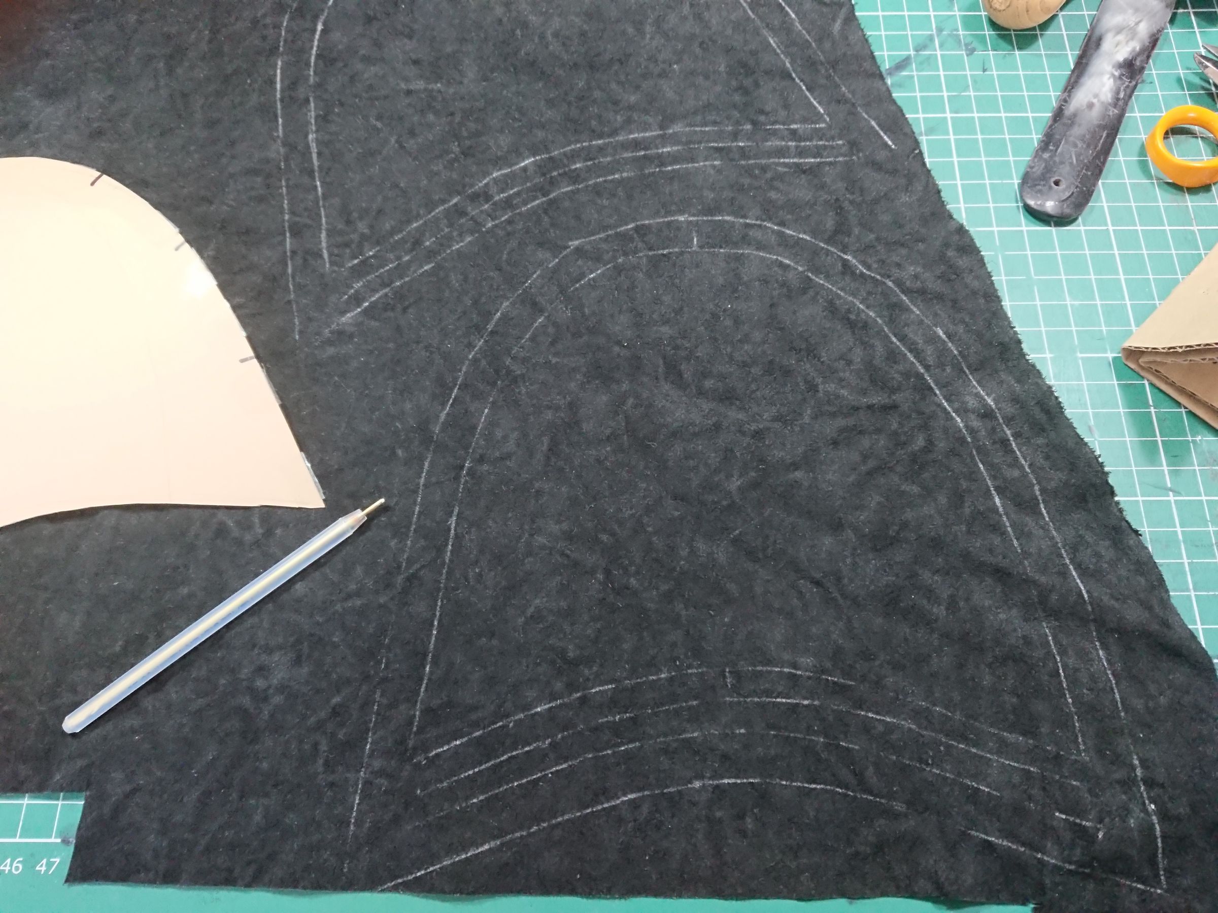 Making Leather Slippers : 9 Steps (with Pictures) - Instructables