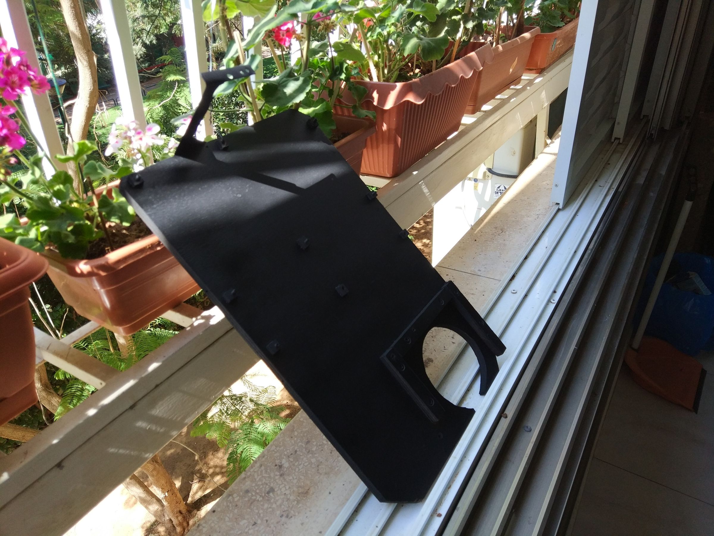 Portable Gaming PC in a Suitcase : 7 Steps (with Pictures) - Instructables