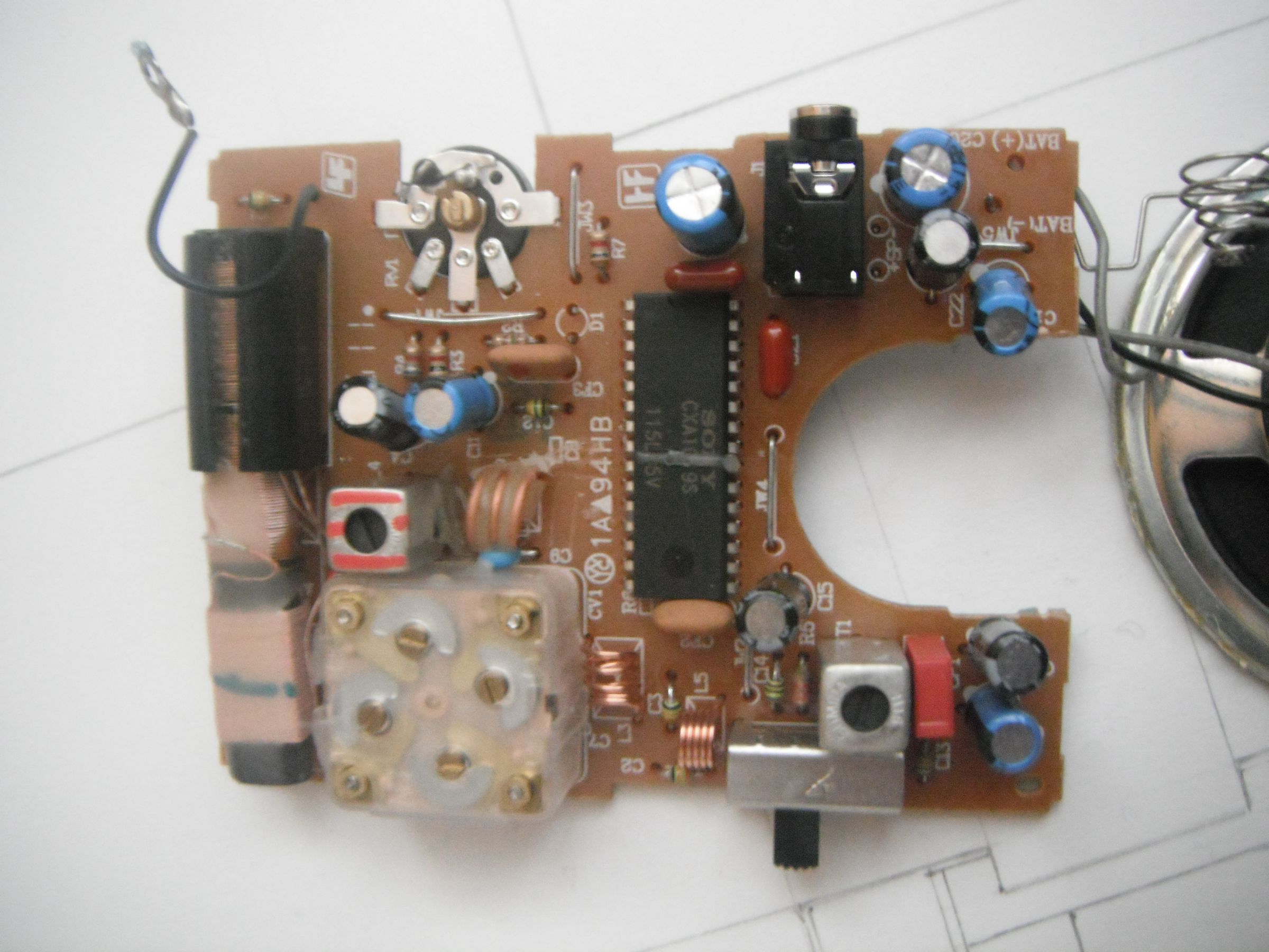 The Box Radio : 11 Steps - Instructables