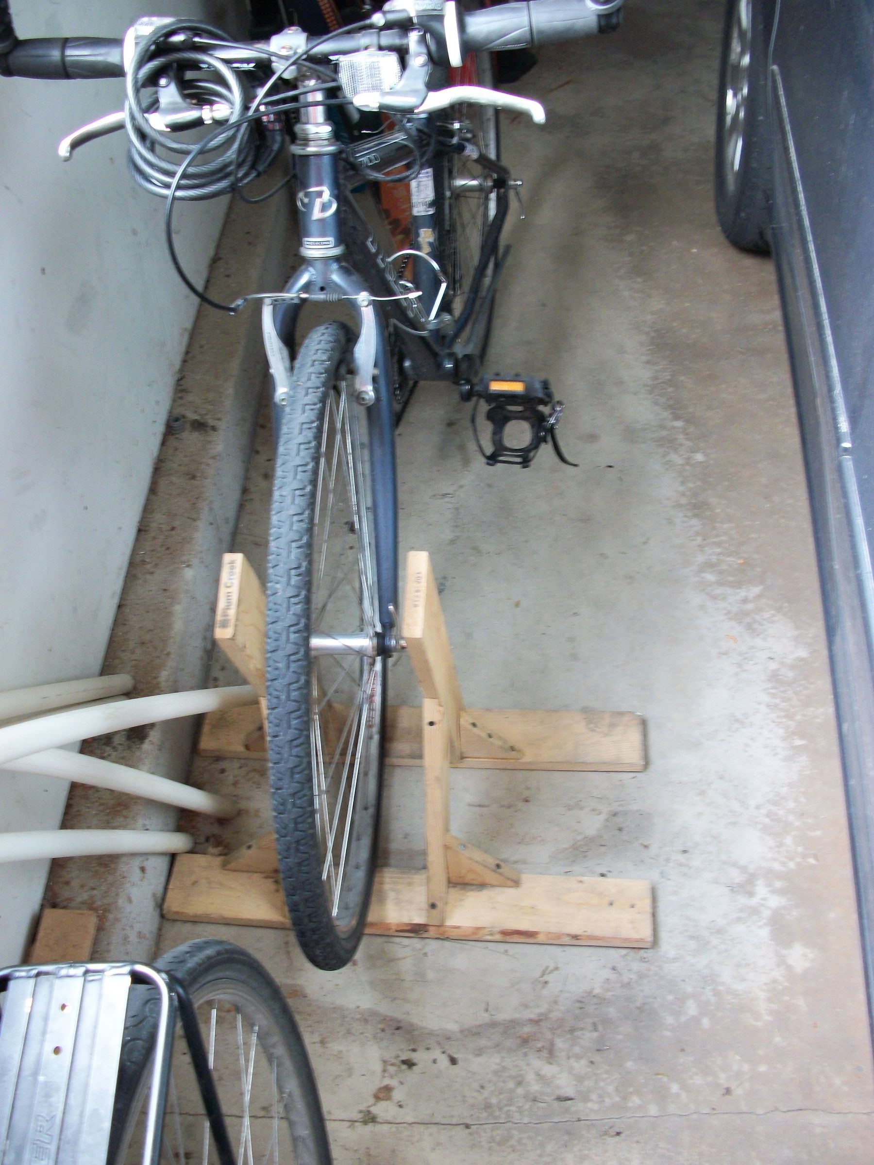 Simple Bike Stand - Instructables