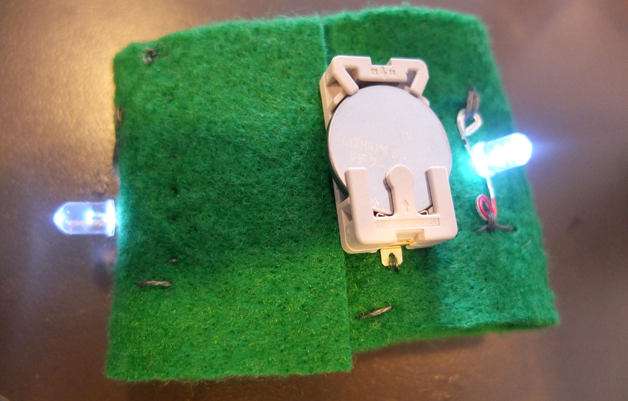 LED Conductive Switch Bracelet : 9 Steps (with Pictures) - Instructables