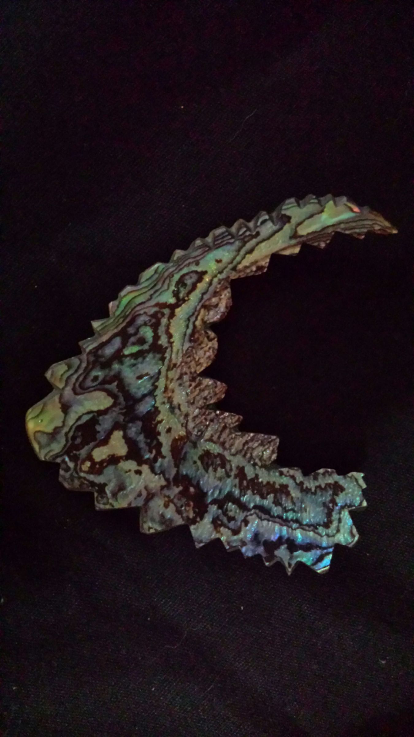 Upcycling & Carving Abalone Shell Into Jewelry and Gris Gris ...