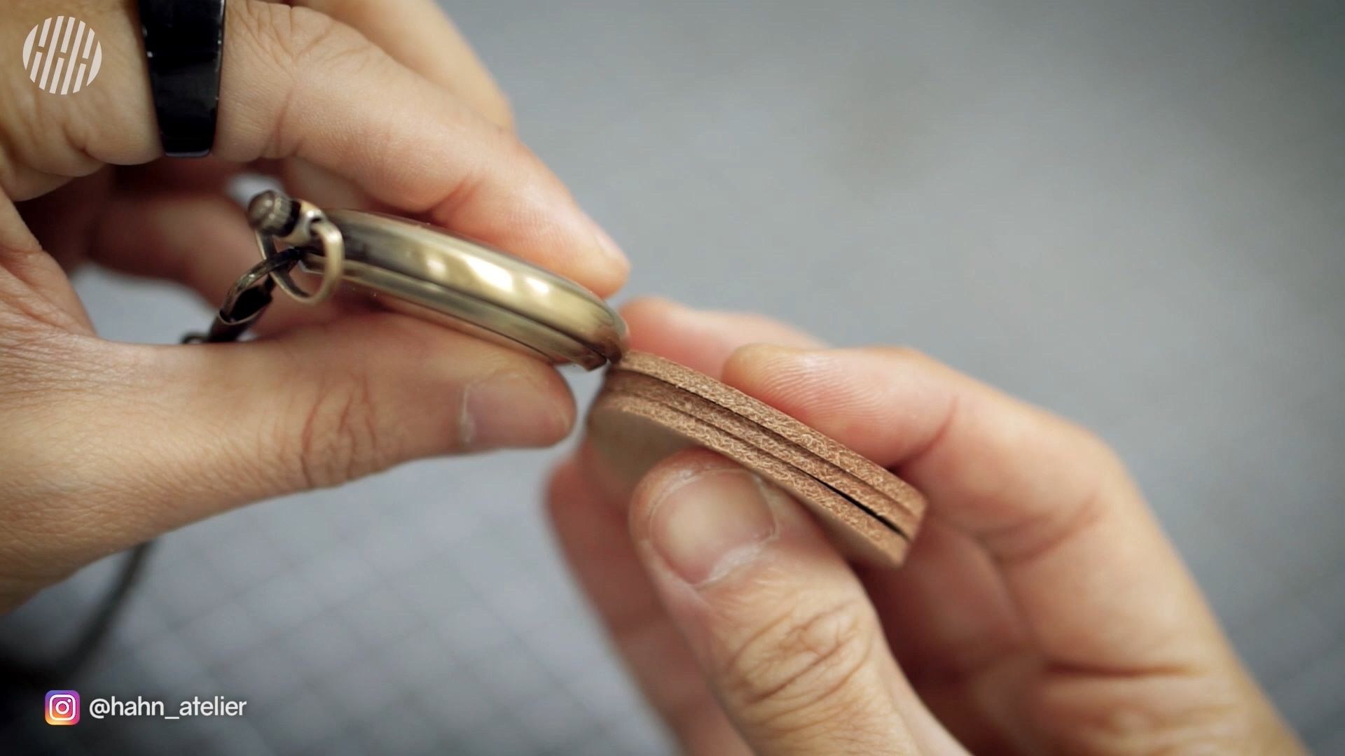 Pocket Watch Leather Case : 19 Steps (with Pictures) - Instructables