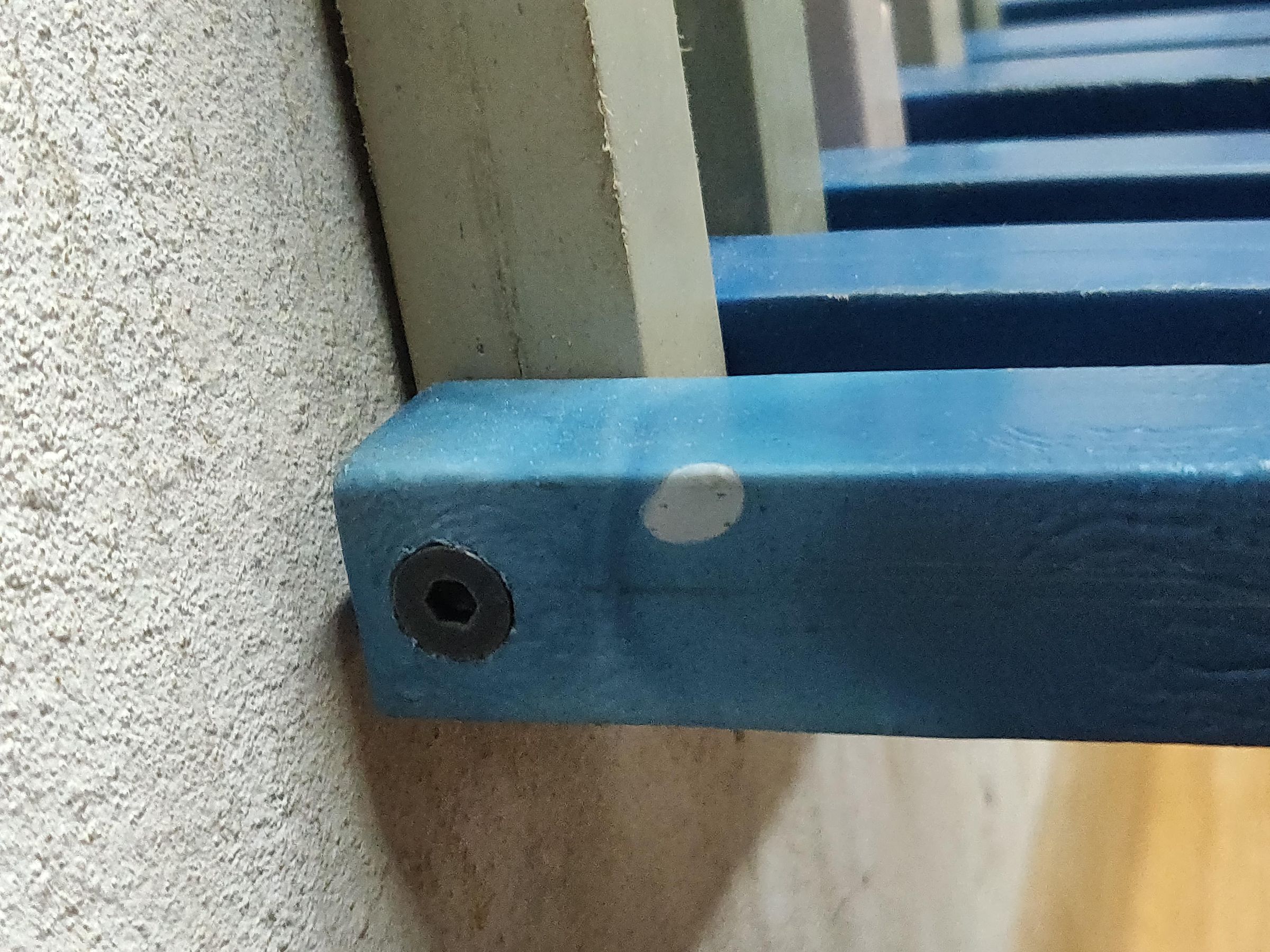 Wall Chair Out of Plastic Waste : 5 Steps (with Pictures) - Instructables