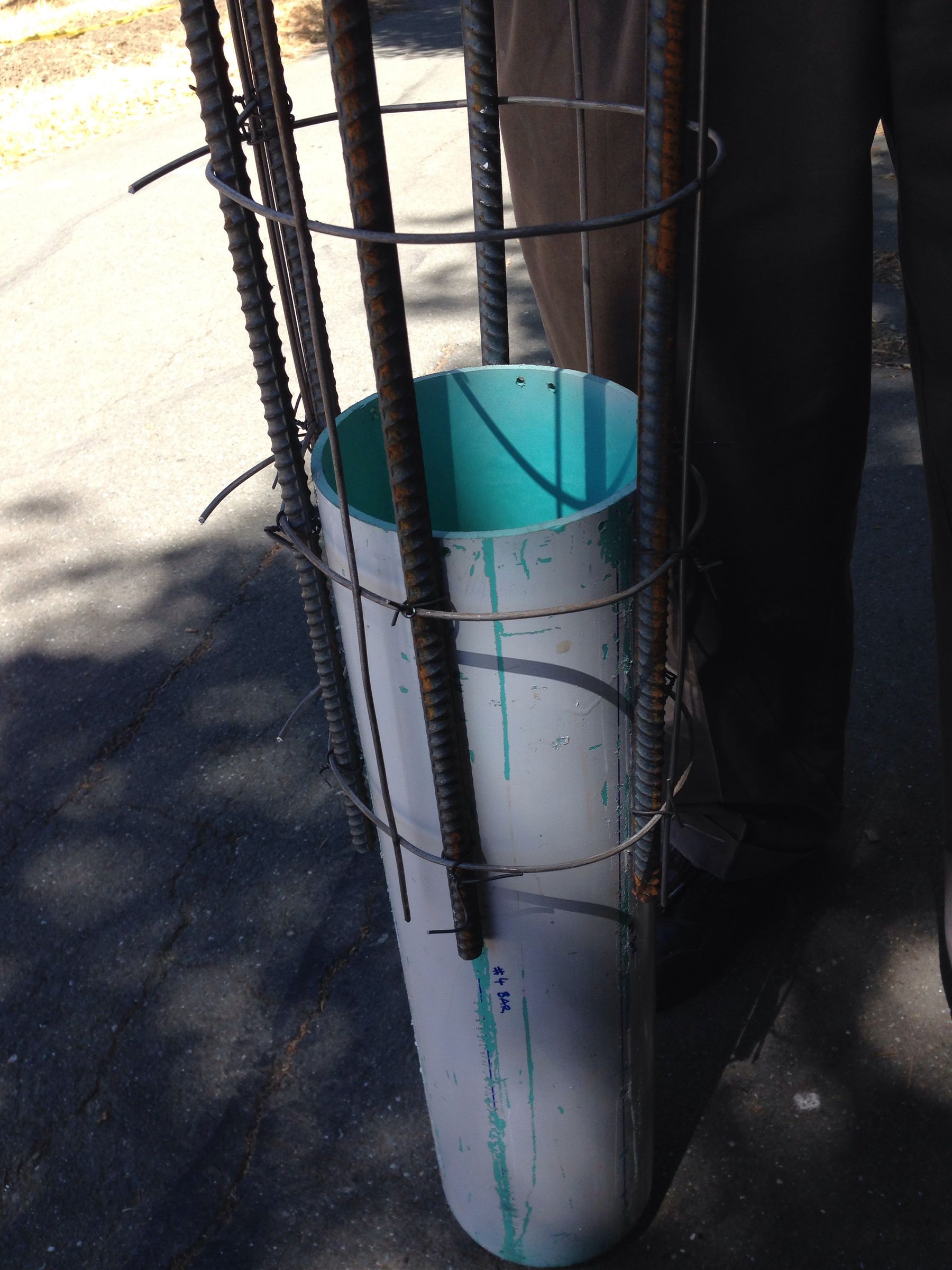 Make Rebar Cages On-site for Concrete Piers : 5 Steps (with Pictures ...