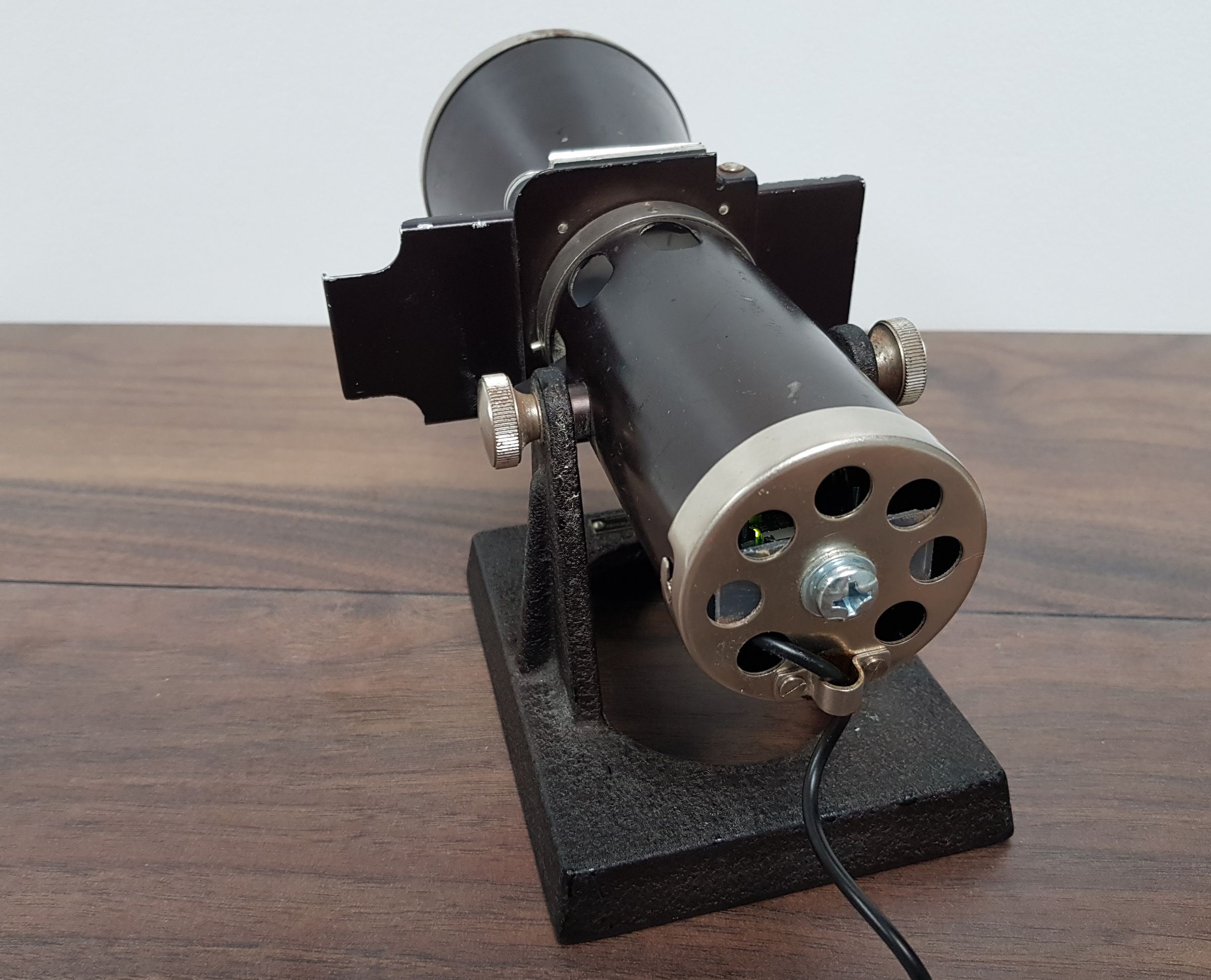 1930s Kodak Pi Notification Lamp : 6 Steps (with Pictures) - Instructables