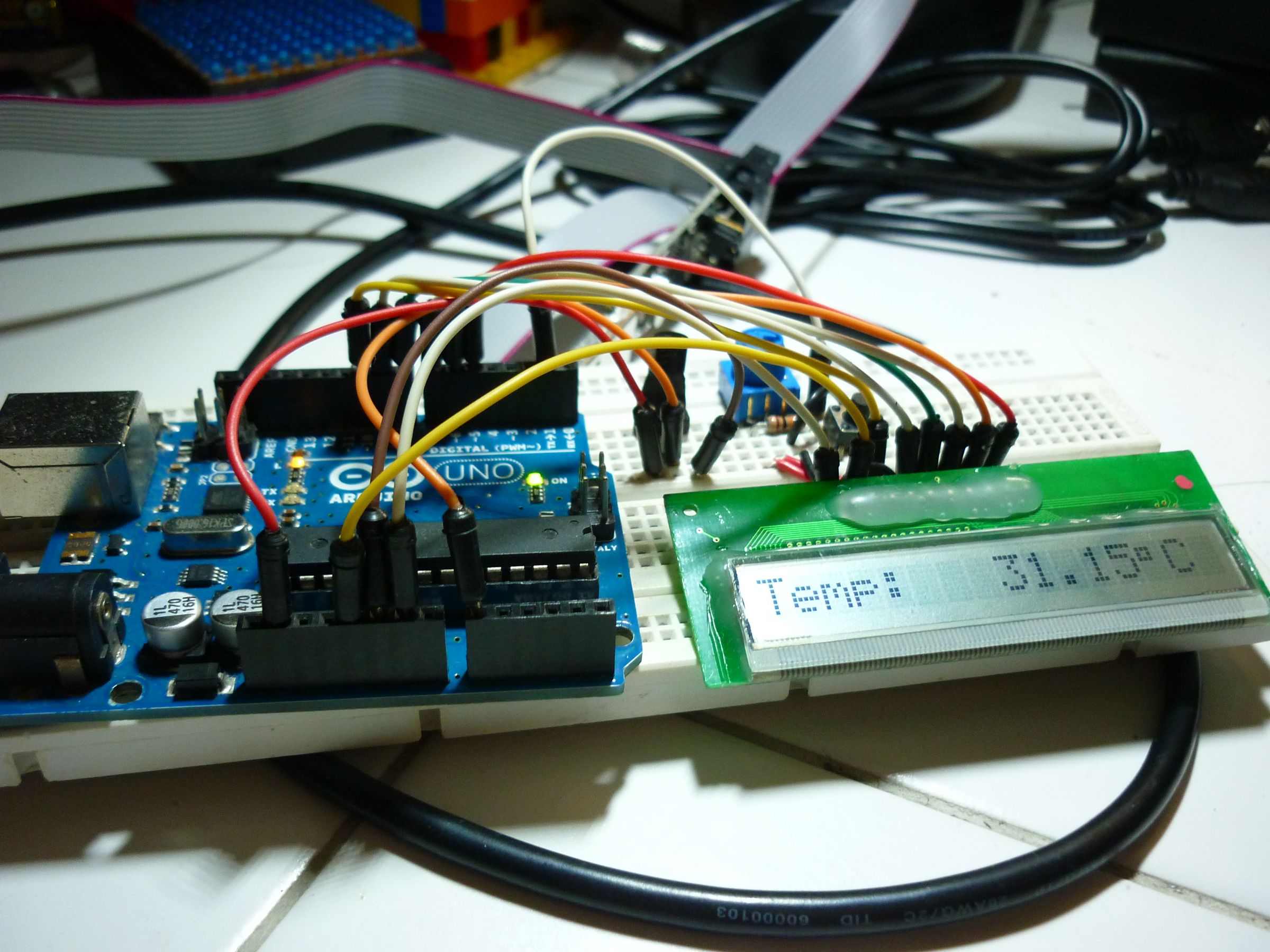 ATTiny84 + LCD + LM35 Temperature Sensor : 4 Steps - Instructables