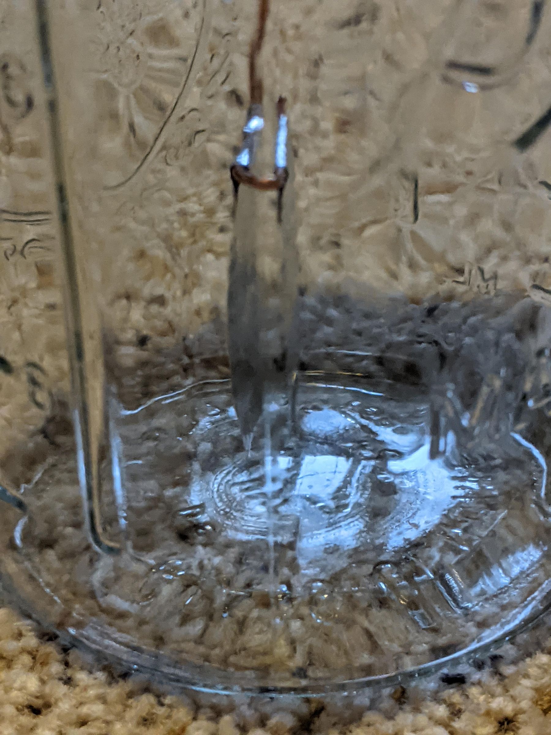 Aluminum Foil Electroscope : 6 Steps (with Pictures) - Instructables