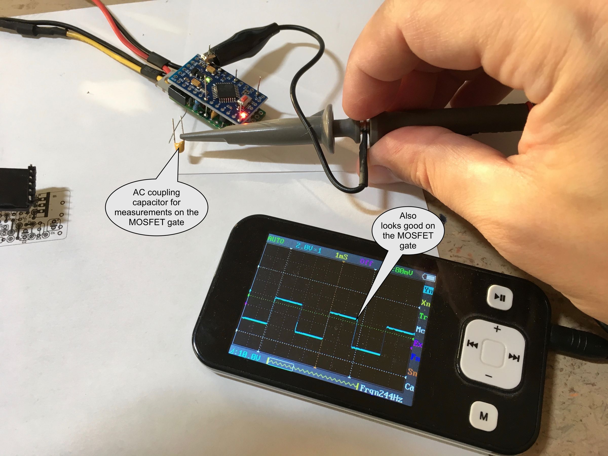 DIY Arduino PWM5 Solar Charge Controller (PCB Files and Software ...