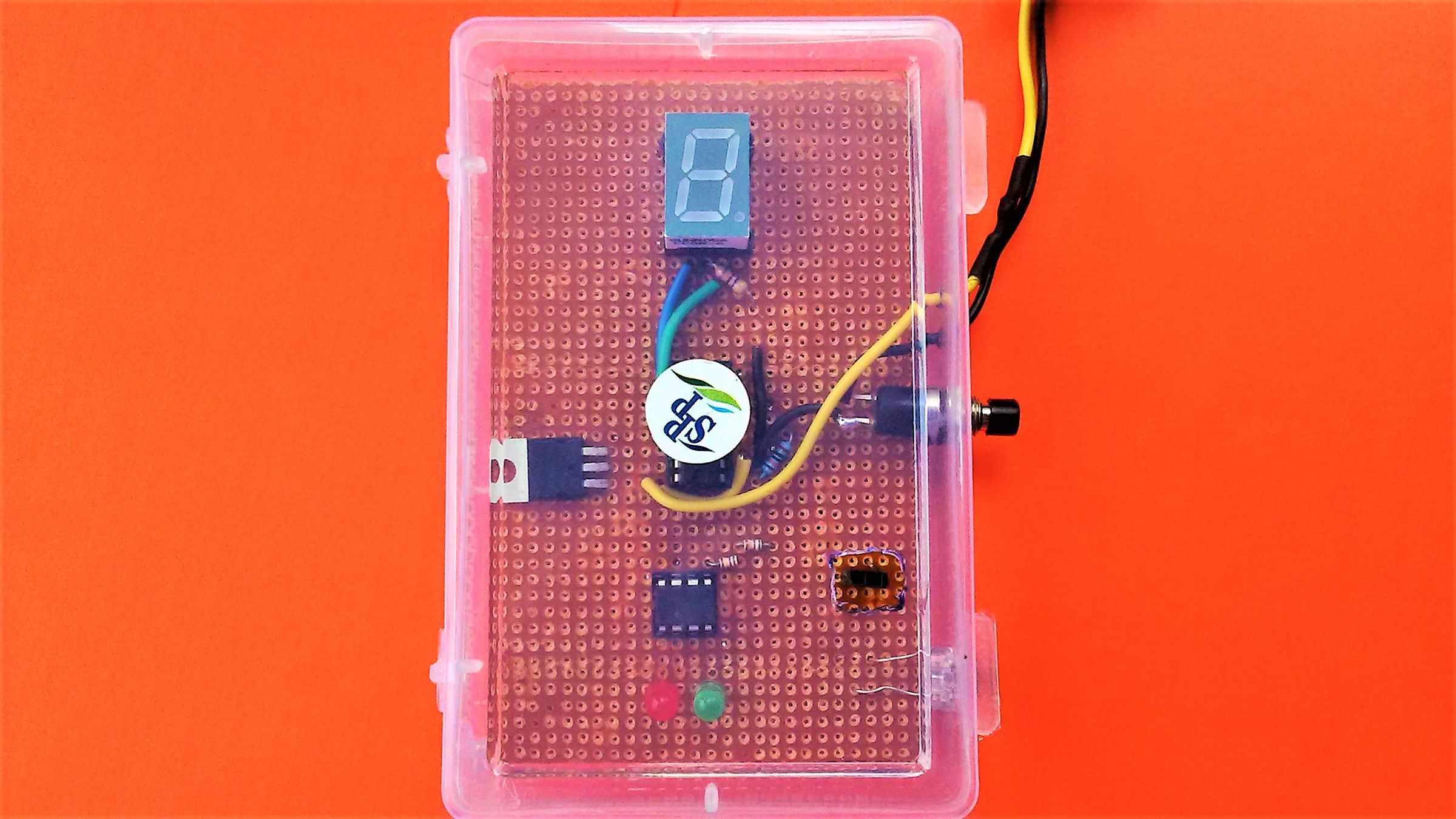 The Attiny85/45 Capacitor Tester : 6 Steps (with Pictures) - Instructables