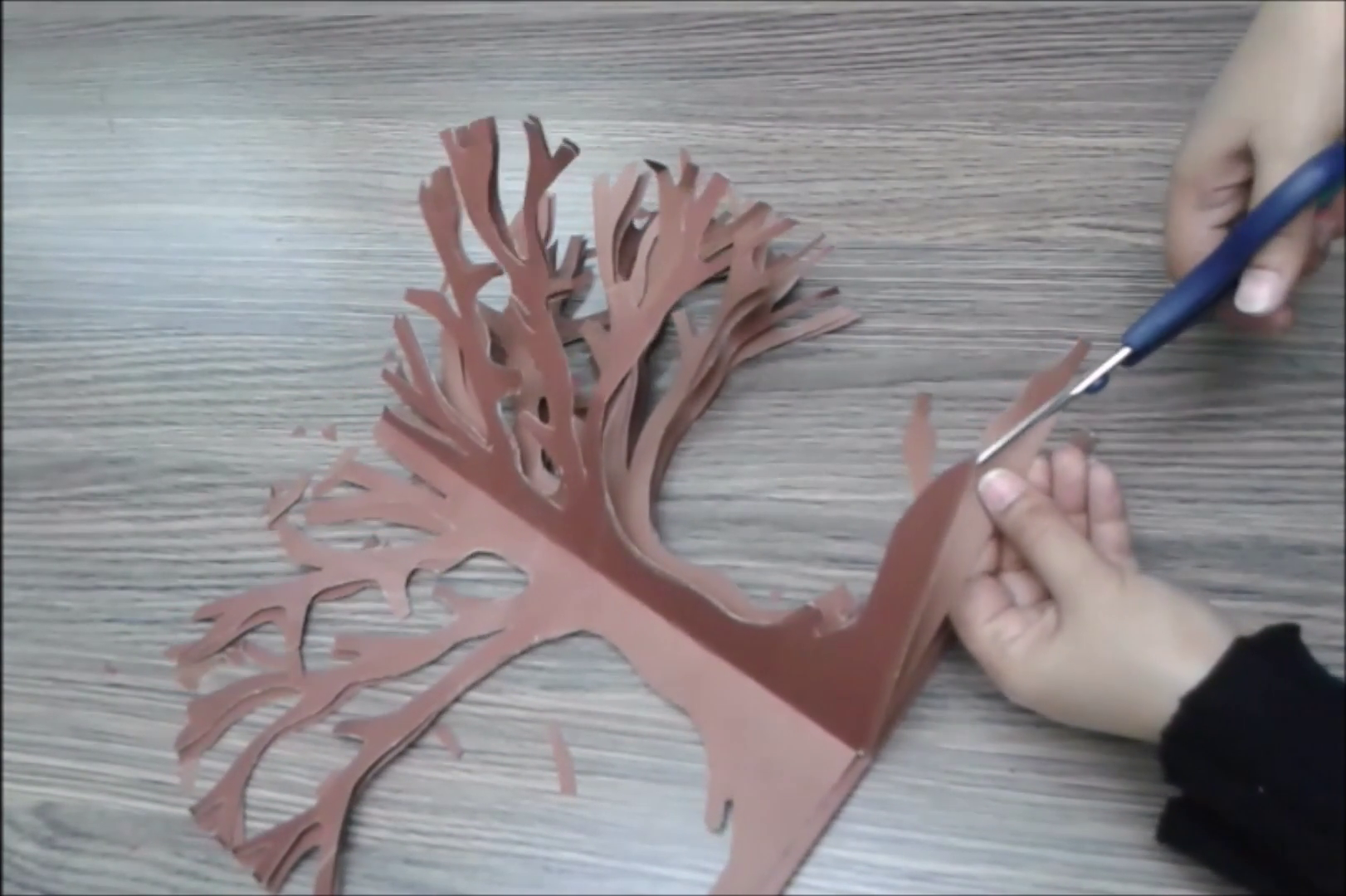 How to Make Paper Tree (bonsai) : 5 Steps (with Pictures) - Instructables