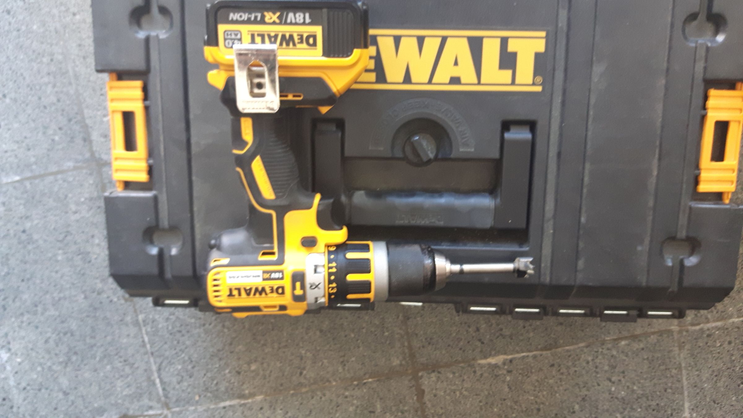 Simple Ladder Clothes Rack : 6 Steps (with Pictures) - Instructables