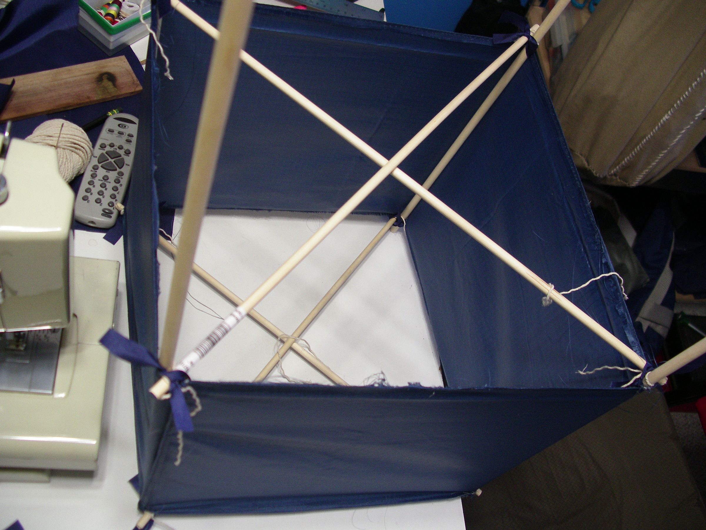 The Box Kite : 5 Steps - Instructables